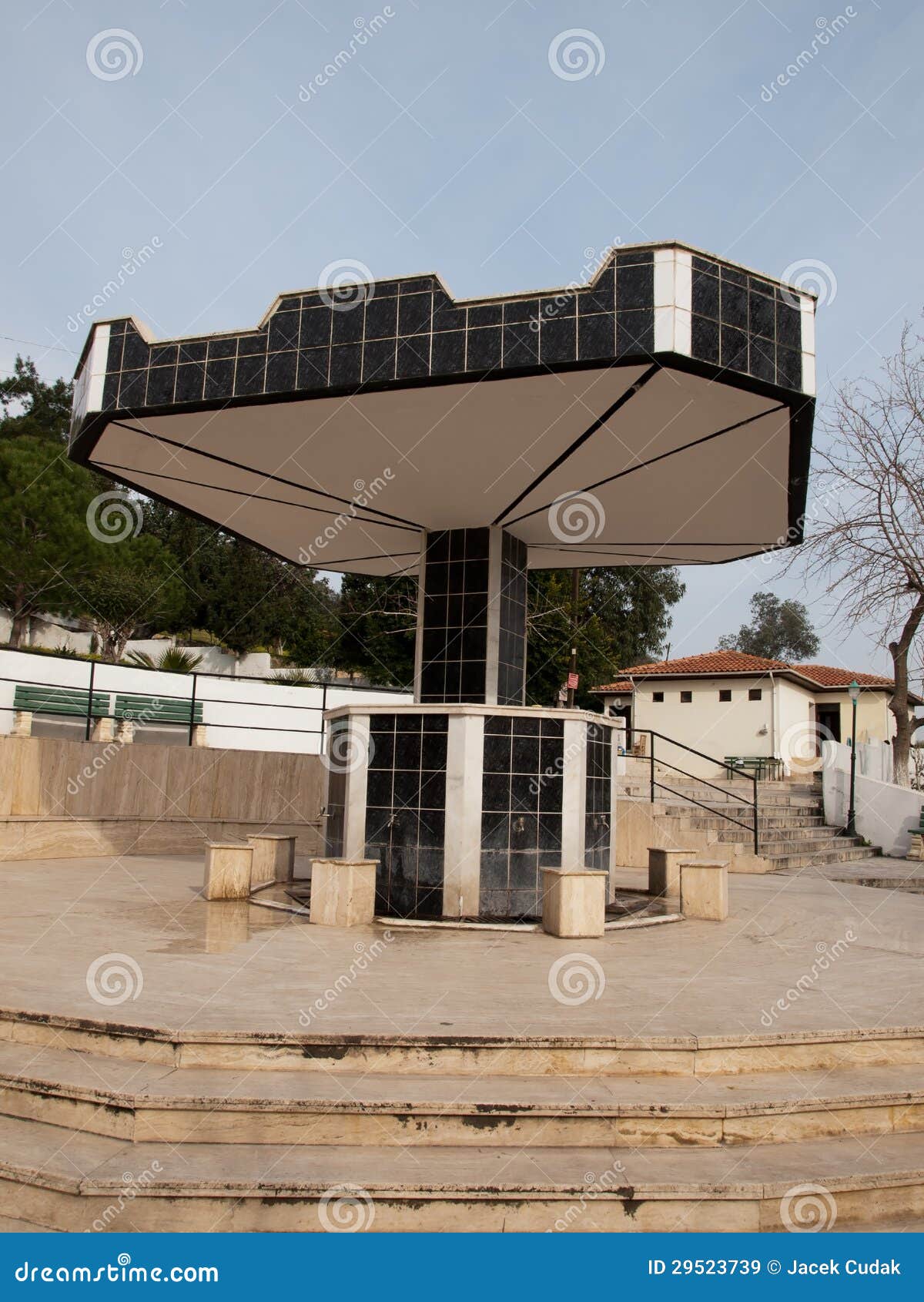 La Tarse-Turquie image stock. Image du caverne, sept - 29523739