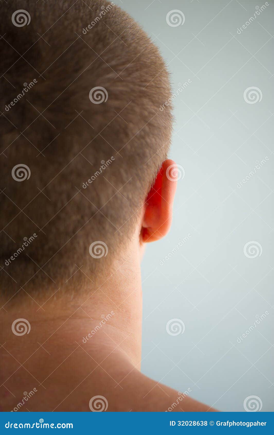 La Testa E La Nuca Dell'uomo Fotografia Stock - Immagine di sfondo ...