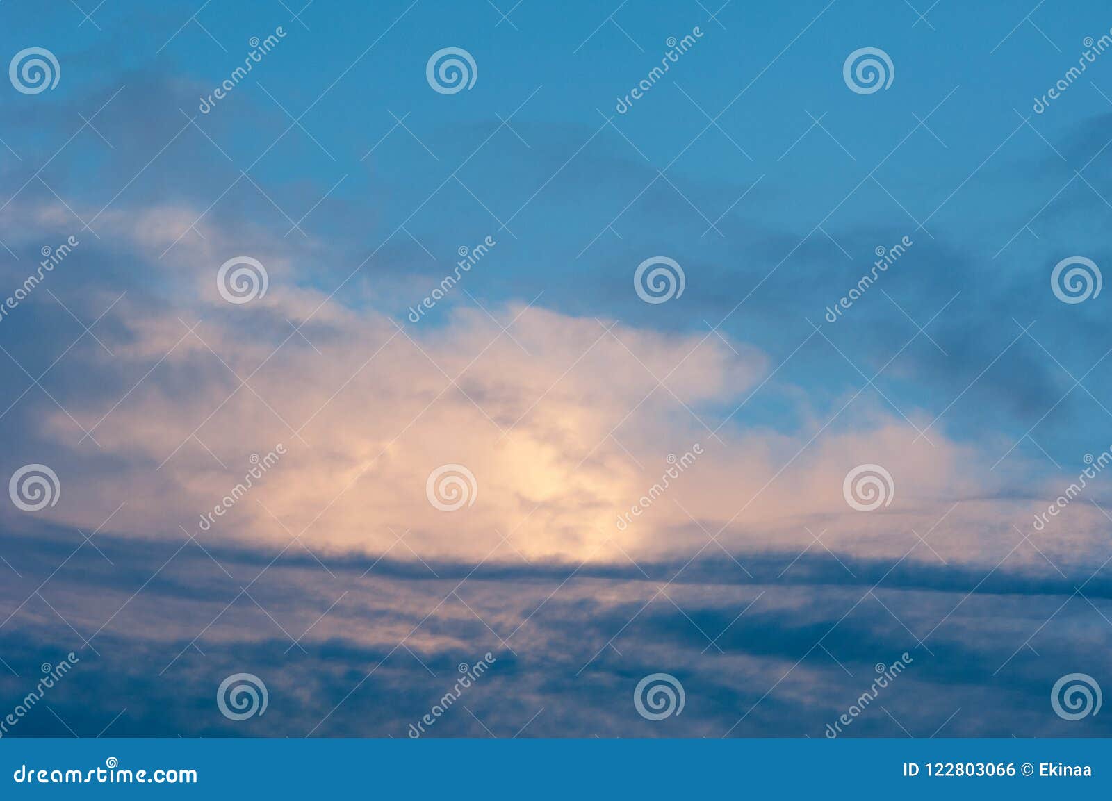 La textura de nubes foto de archivo. Imagen de ambiental - 122803066