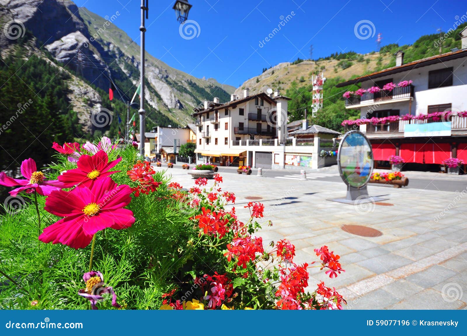 La Thuile, Italy editorial photo. Image of europe, alps - 59077196