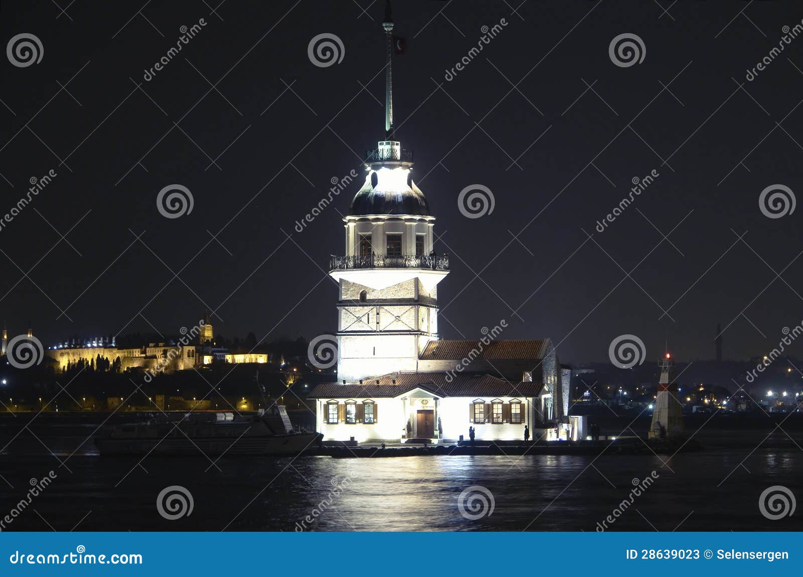 La torre de la doncella imagen de archivo. Imagen de famoso - 28639023