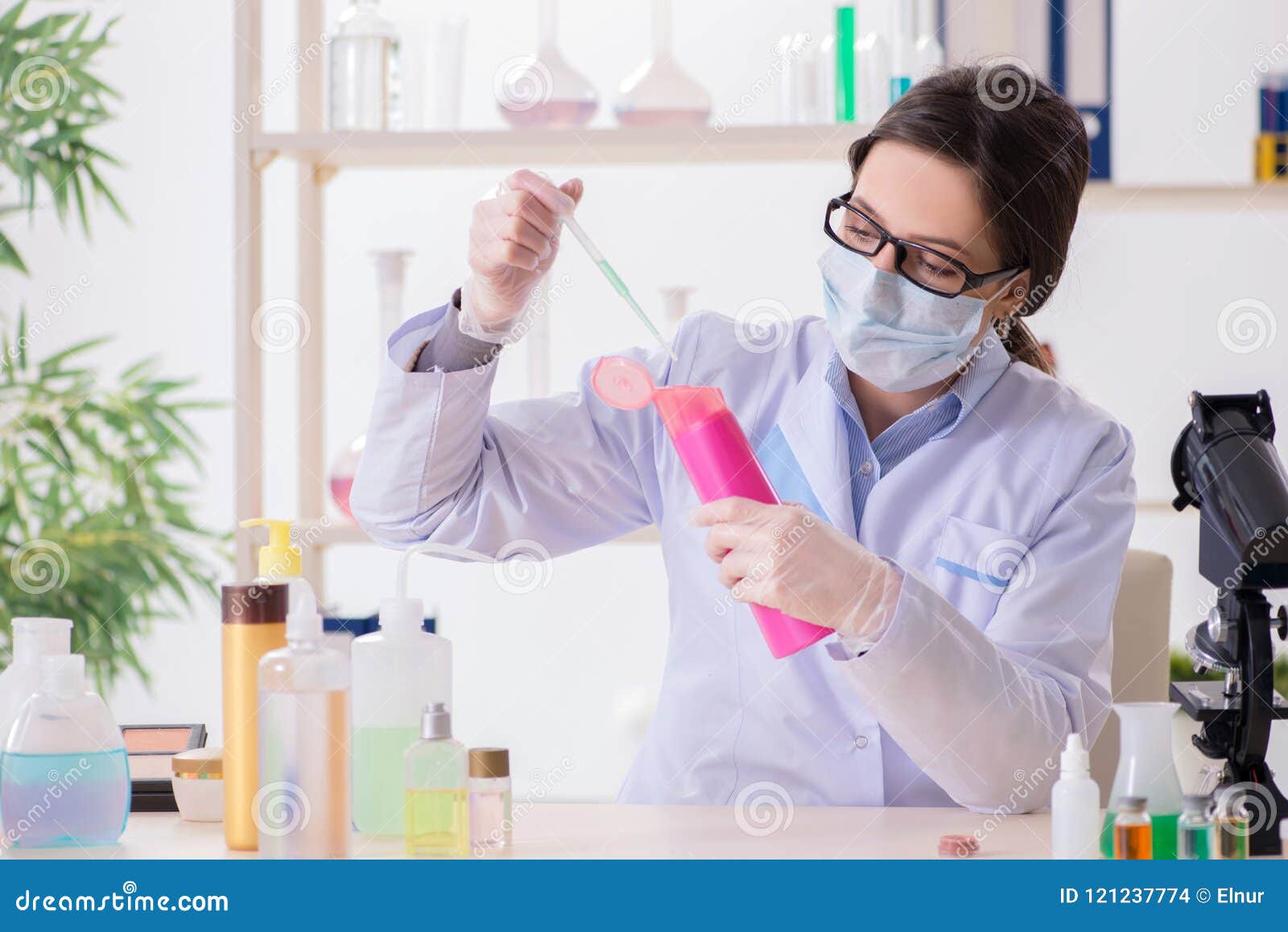 The Lab Chemist Checking Beauty and Make-up Products Stock Photo ...