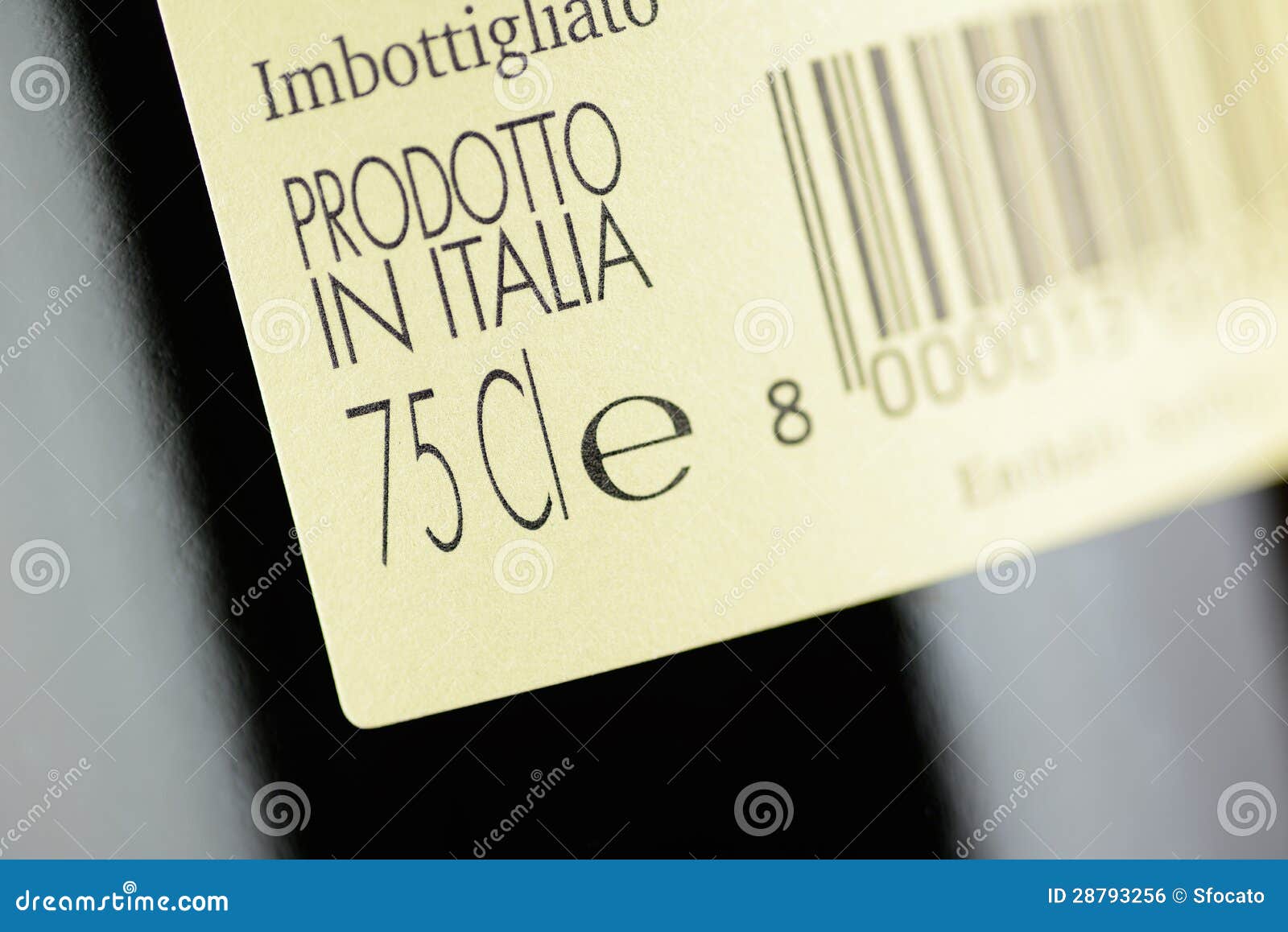 Label of a Bottle of Italian Red Wine Stock Photo - Image of life, shot ...