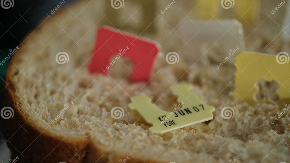 Label Sticker of Best before Date Onbread. Stock Photo - Image of ...