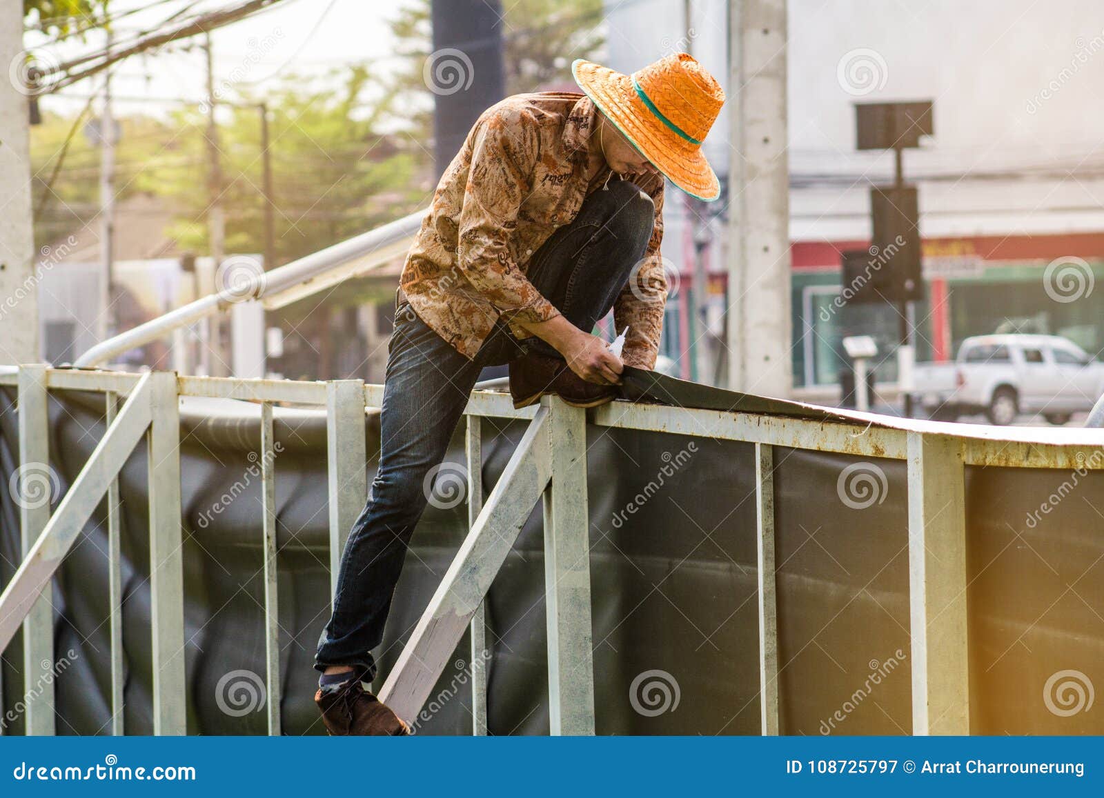 Label Technician Working Install Daytime Editorial Photography - Image ...