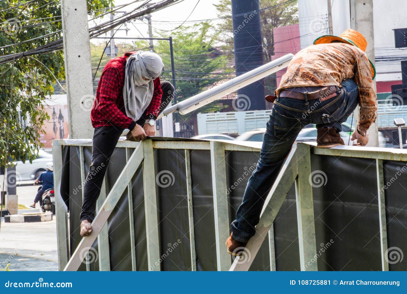 Label Technician Working Install Daytime Editorial Photo - Image of ...