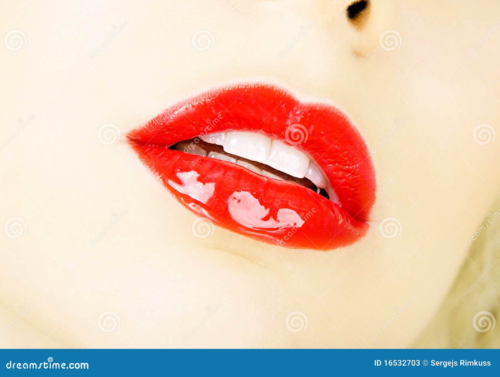 Labios rojos imagen de archivo. Imagen de muchachas, estilo - 16532703