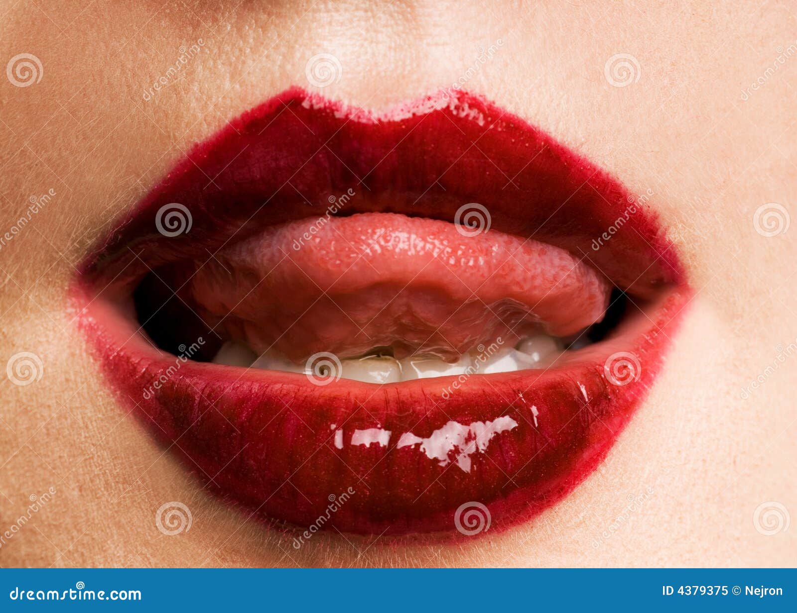 Labios rojos imagen de archivo. Imagen de brillante, gays - 4379375