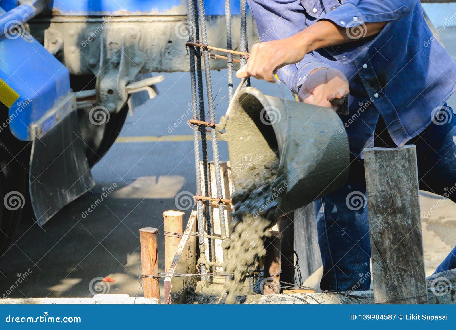 Labor at construction site stock image. Image of installation - 139904587