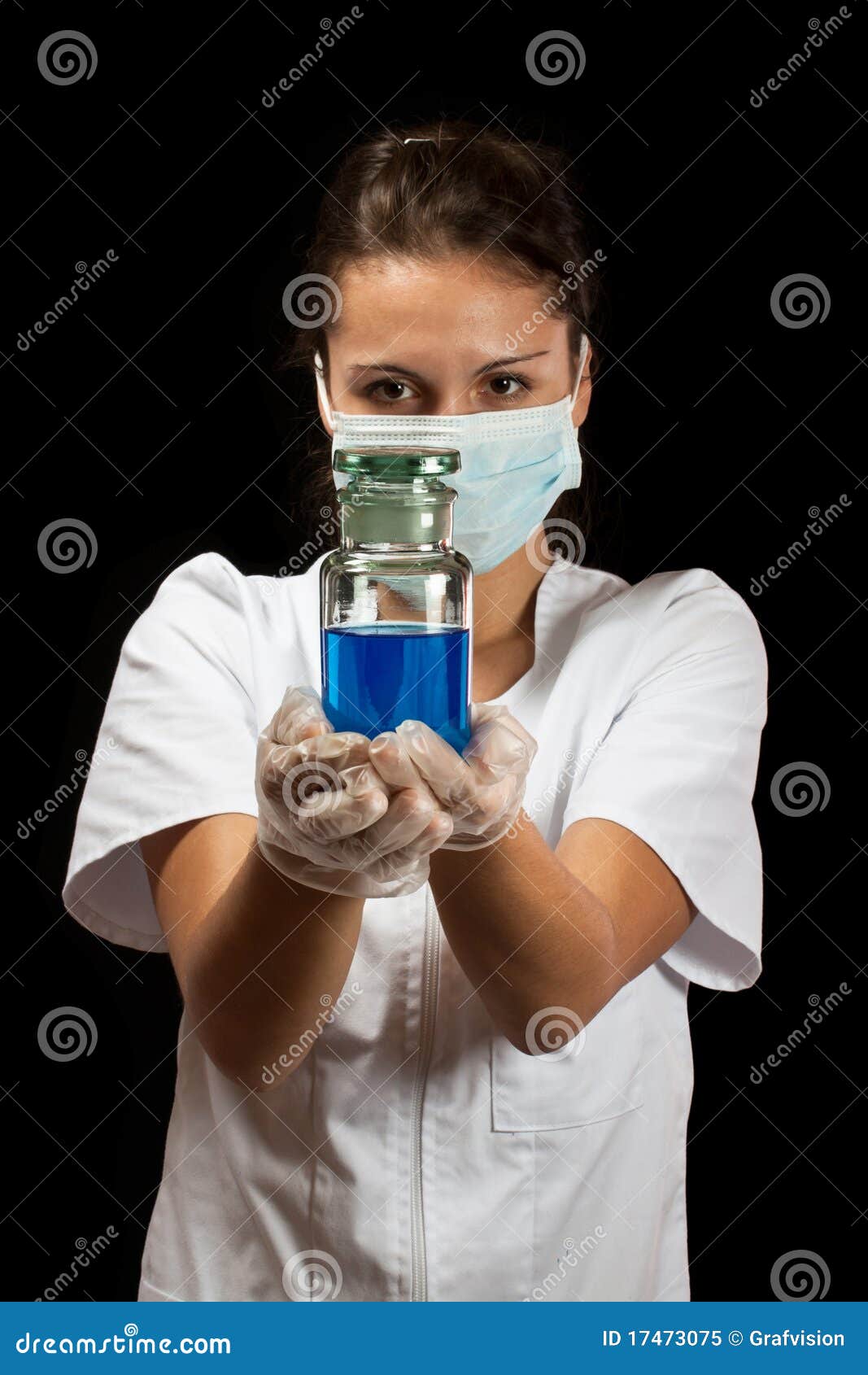 Laborant stockbild. Bild von pharmazeutisch, glaswaren - 17473075