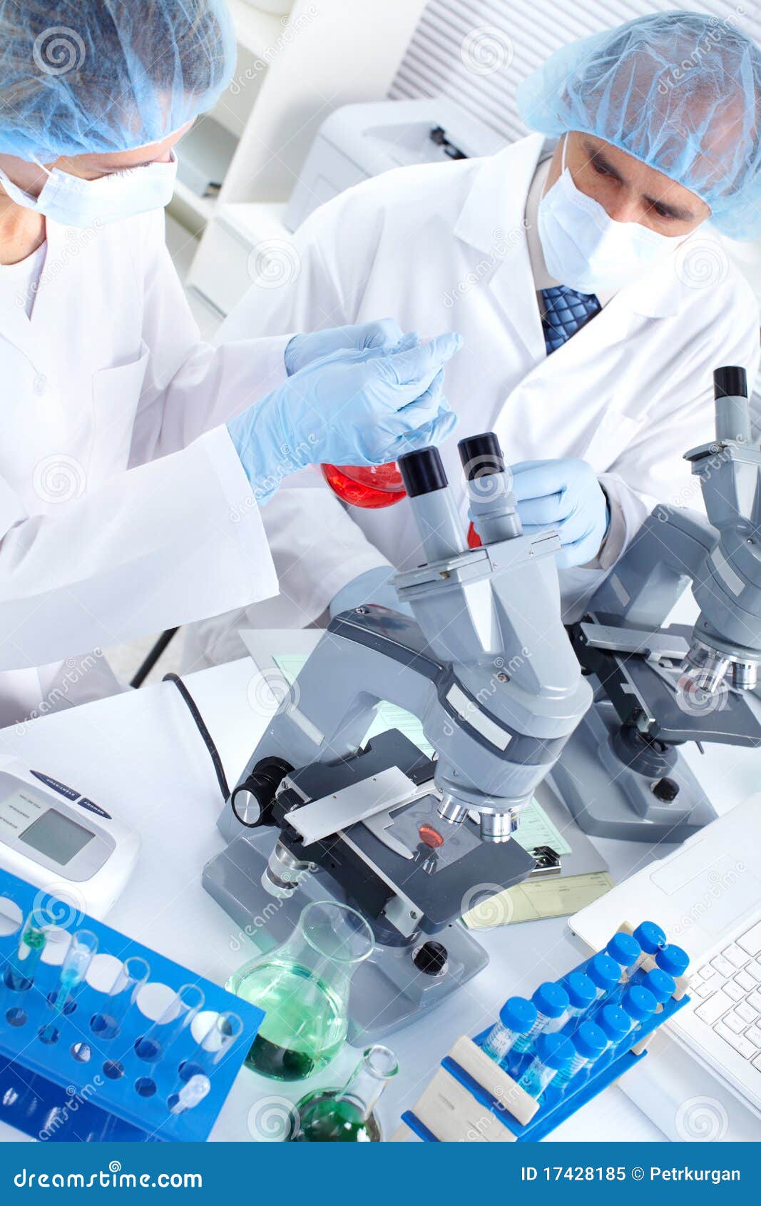 Laboratorium stock afbeelding. Image of arts, medisch - 17428185