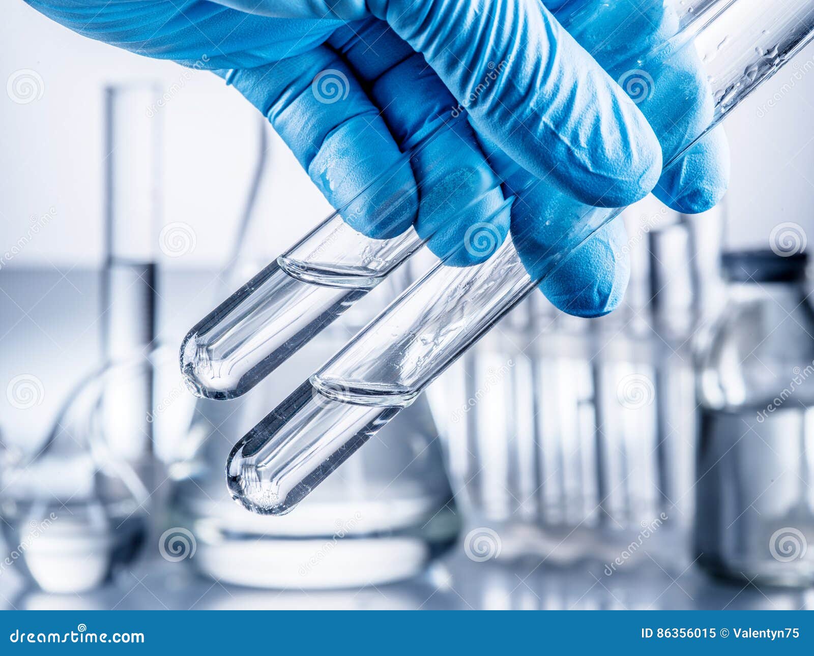 Laboratory Beakers in Analyst`s Hand. Stock Image - Image of analysis ...