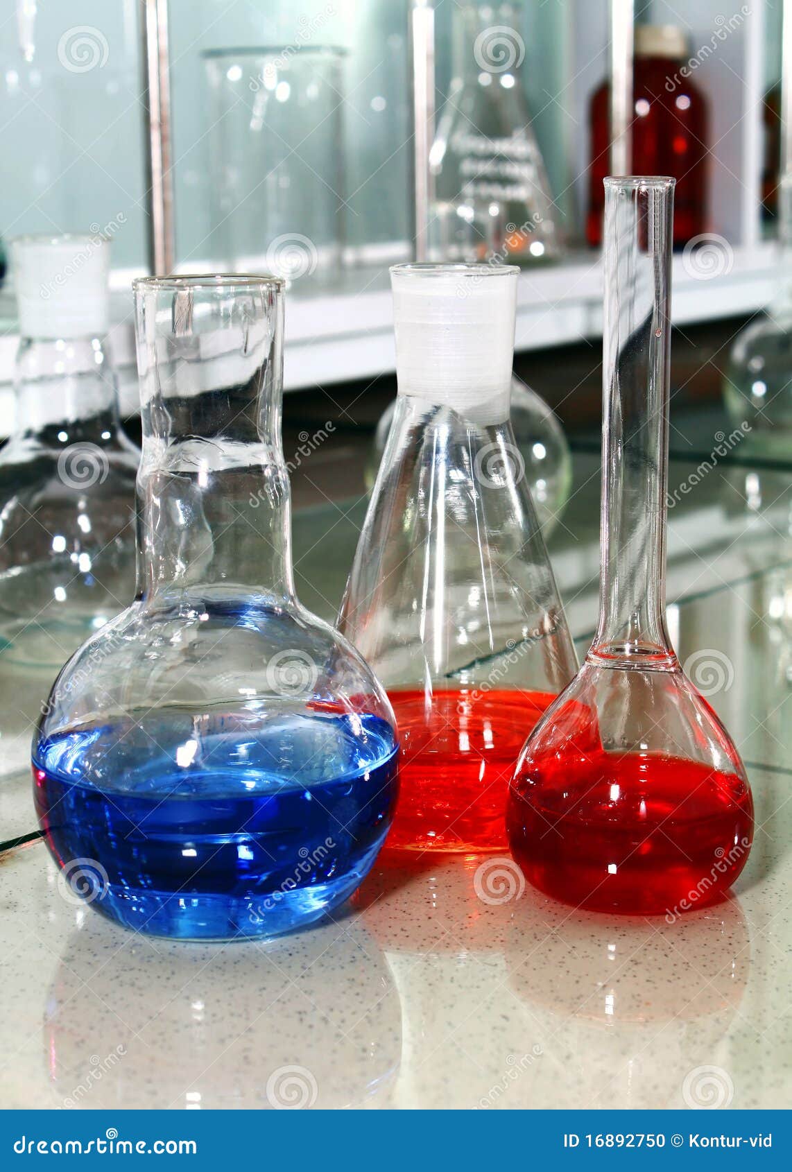 Laboratory Beakers with the Coloured Liquid Stock Photo - Image of ...