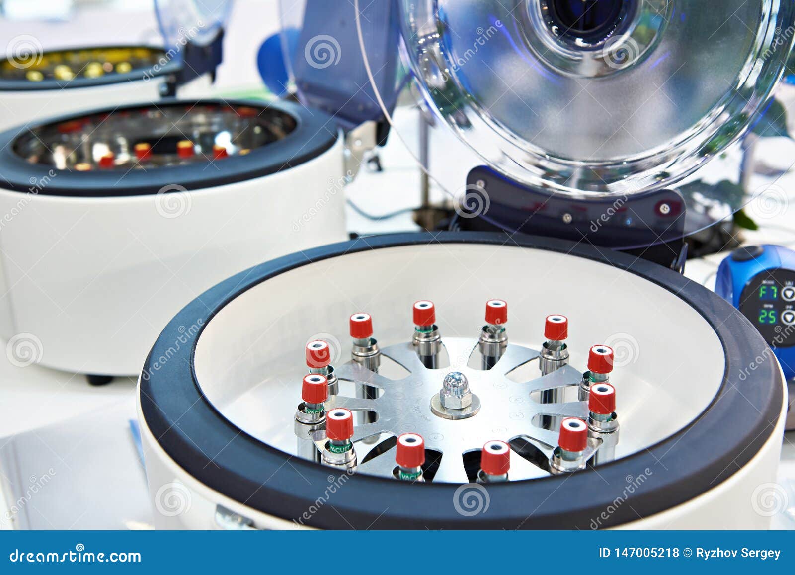 Laboratory Centrifuge for Analyzes Stock Photo - Image of analysis ...