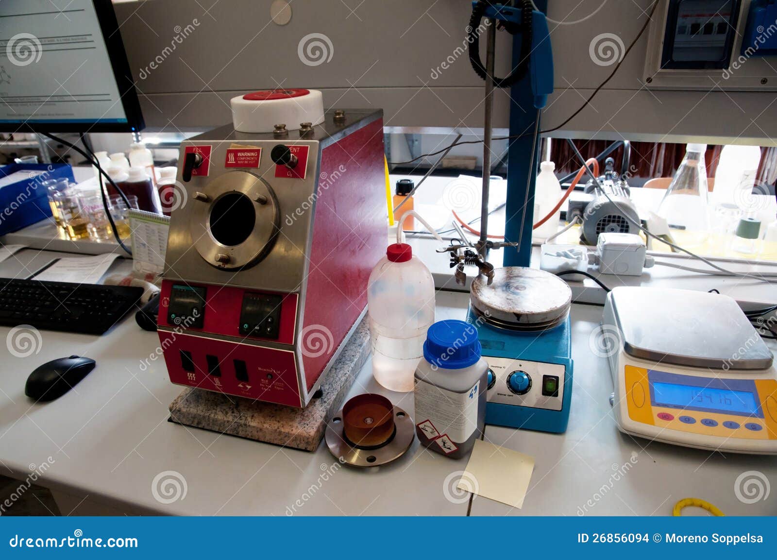 Laboratory for Chemical Analysis Stock Photo - Image of beaker ...