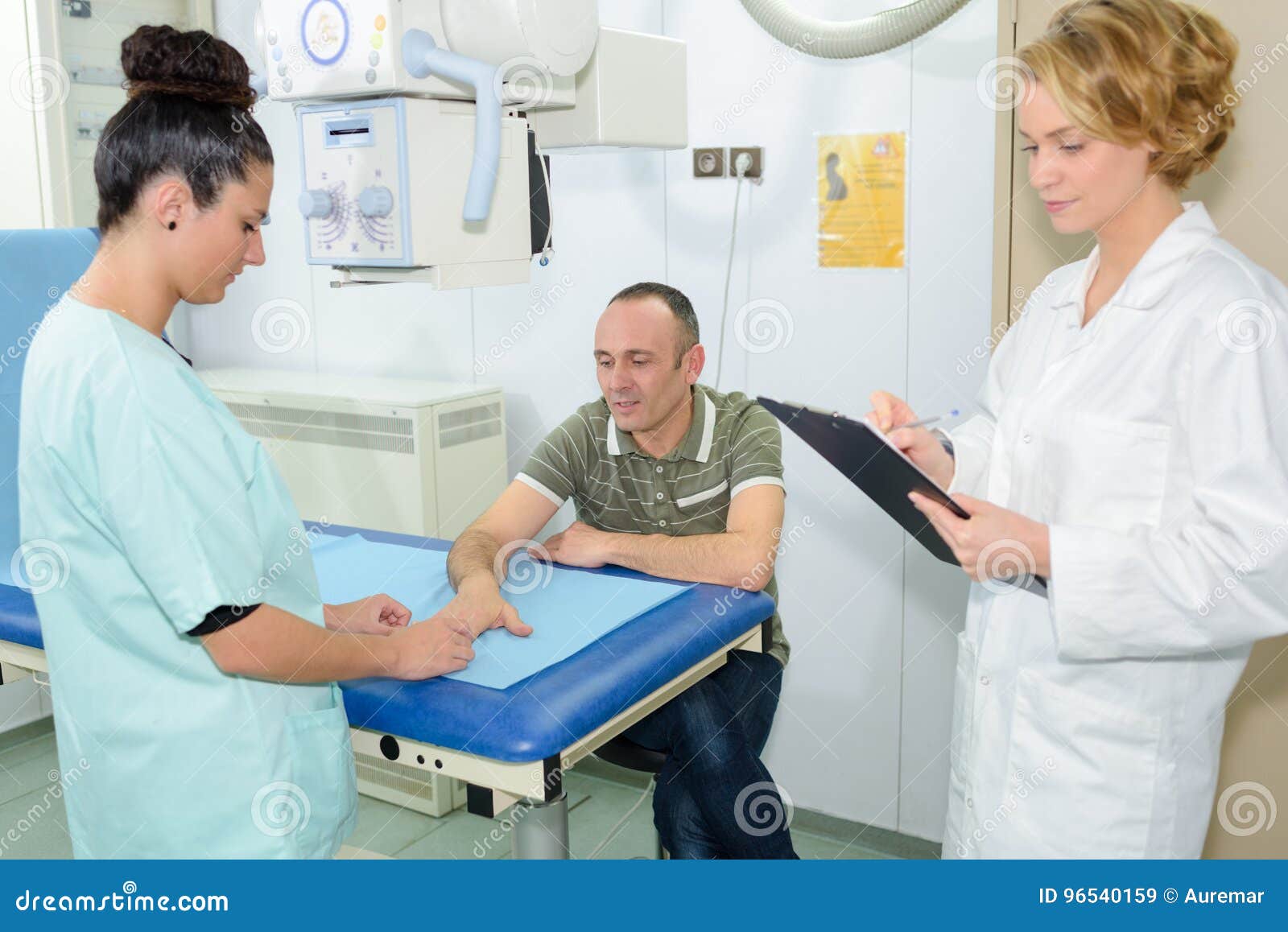 Laboratory Examination for Medical Examination by Doctors and Nurses ...