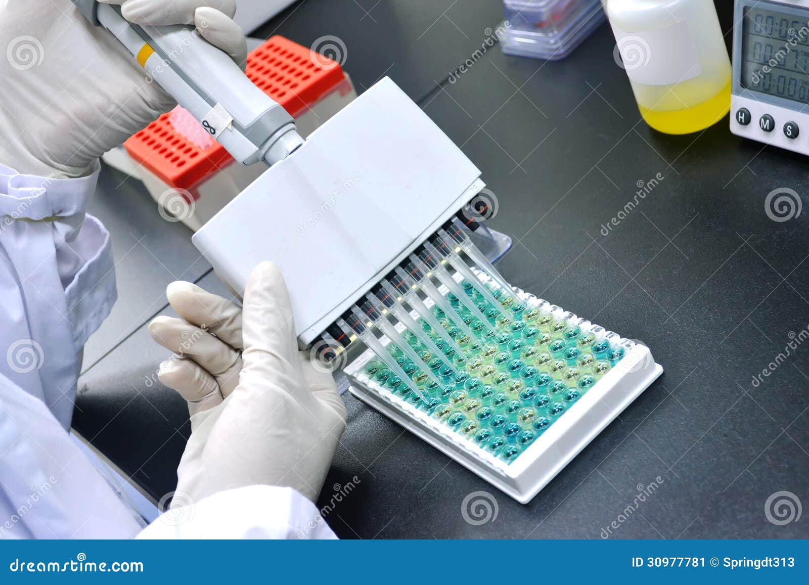 Laboratory experiment stock image. Image of examination - 30977781