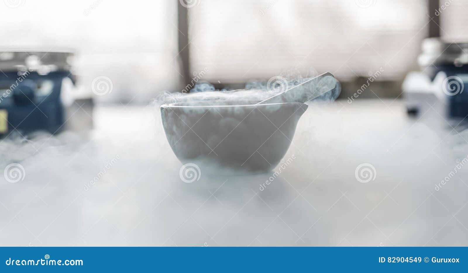 Laboratory Experiment with Liquid Nitrogen in Laboratory Mortar Stock ...