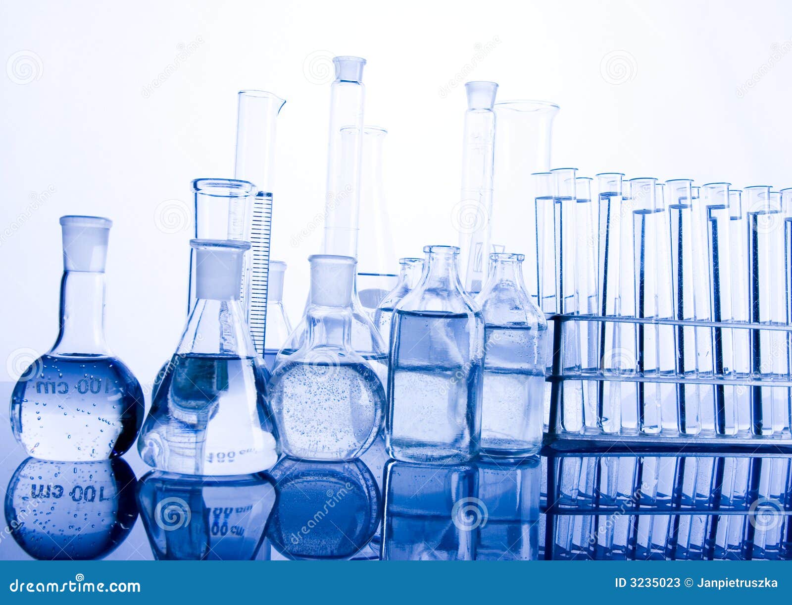 Laboratory glass stock image. Image of element, fluid - 3235023