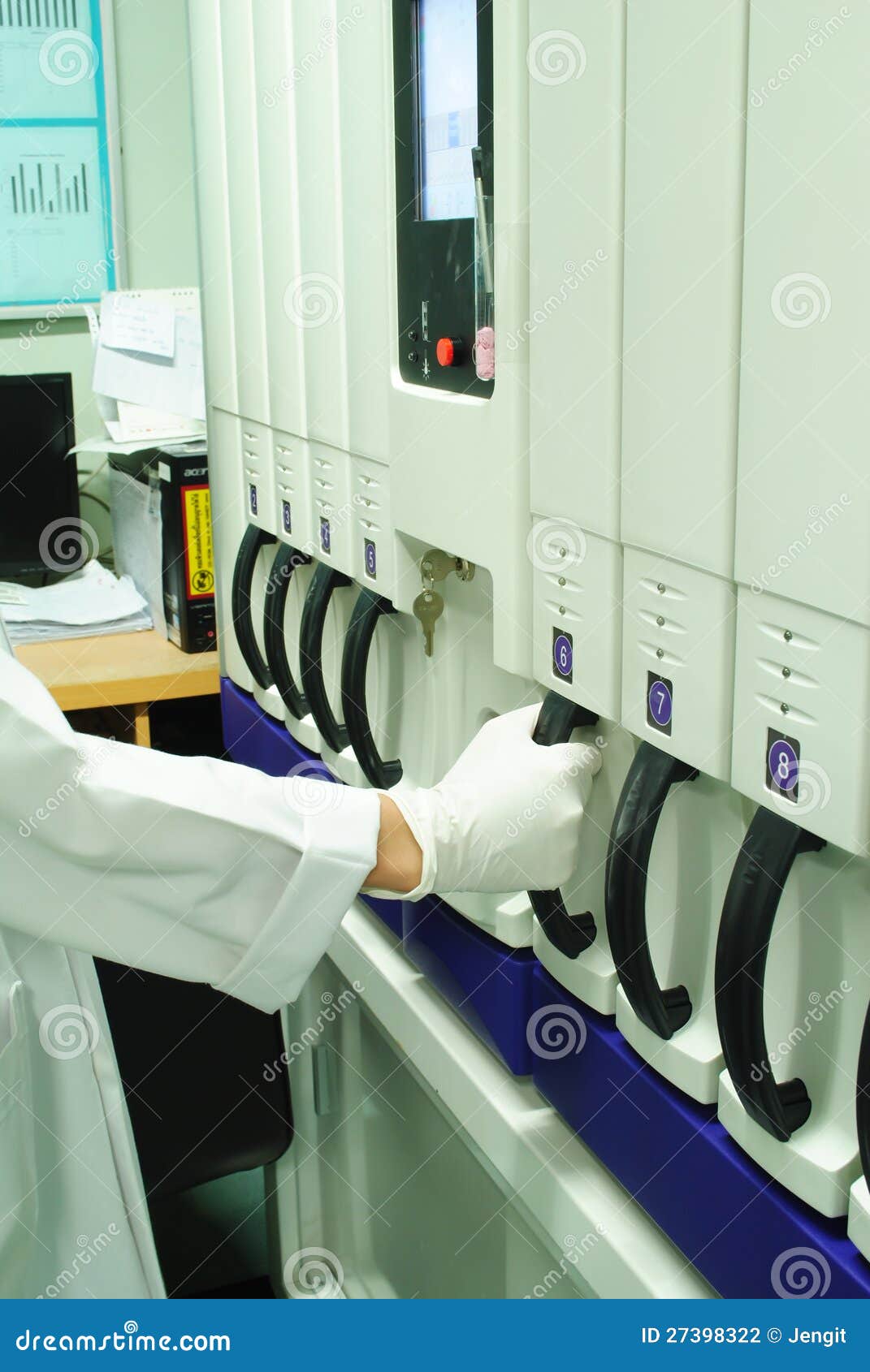 Laboratory hemo colture stock photo. Image of medicine - 27398322