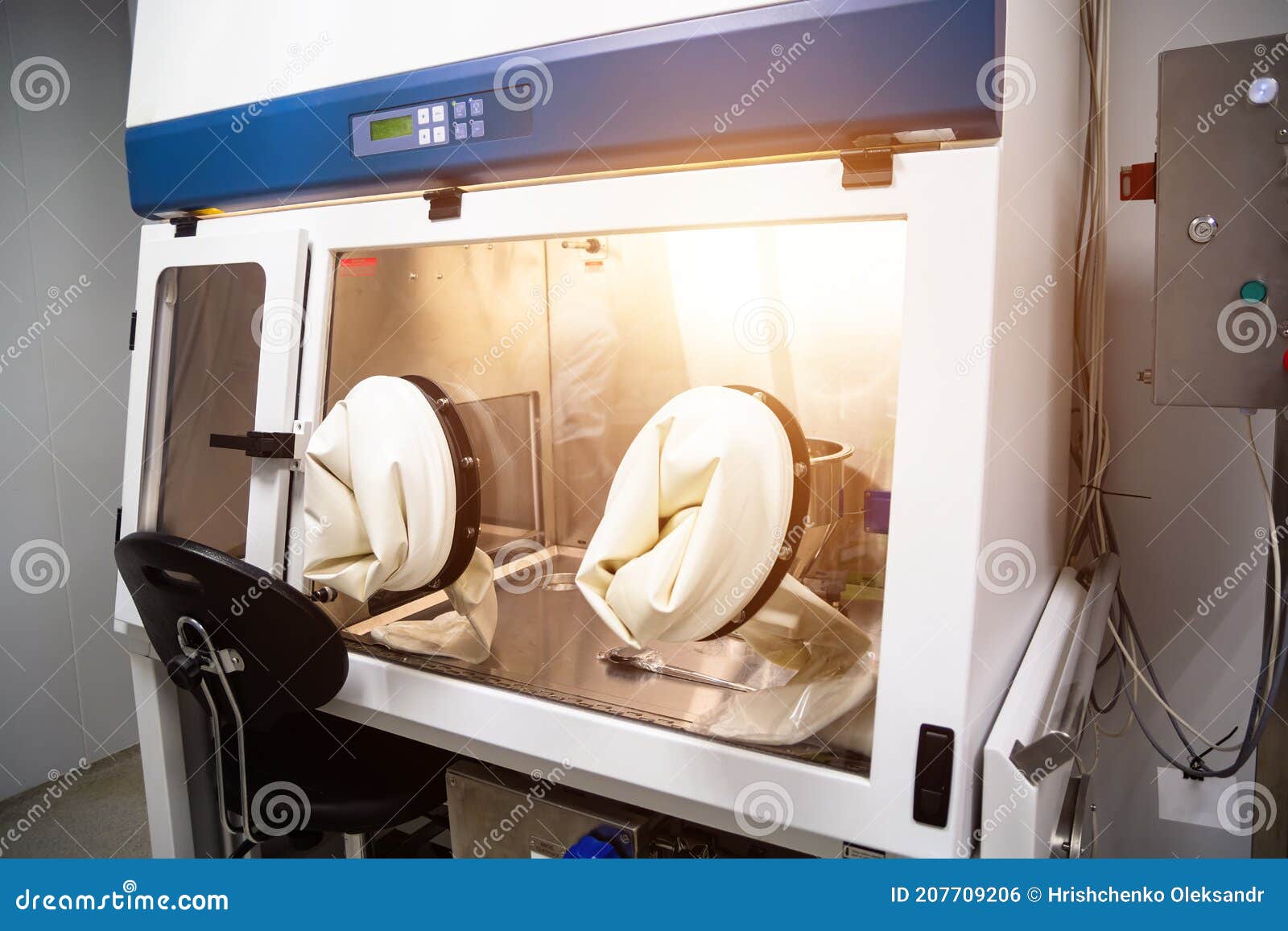 Laboratory Isolator. Aseptic Isolation System.Containment Isolator ...