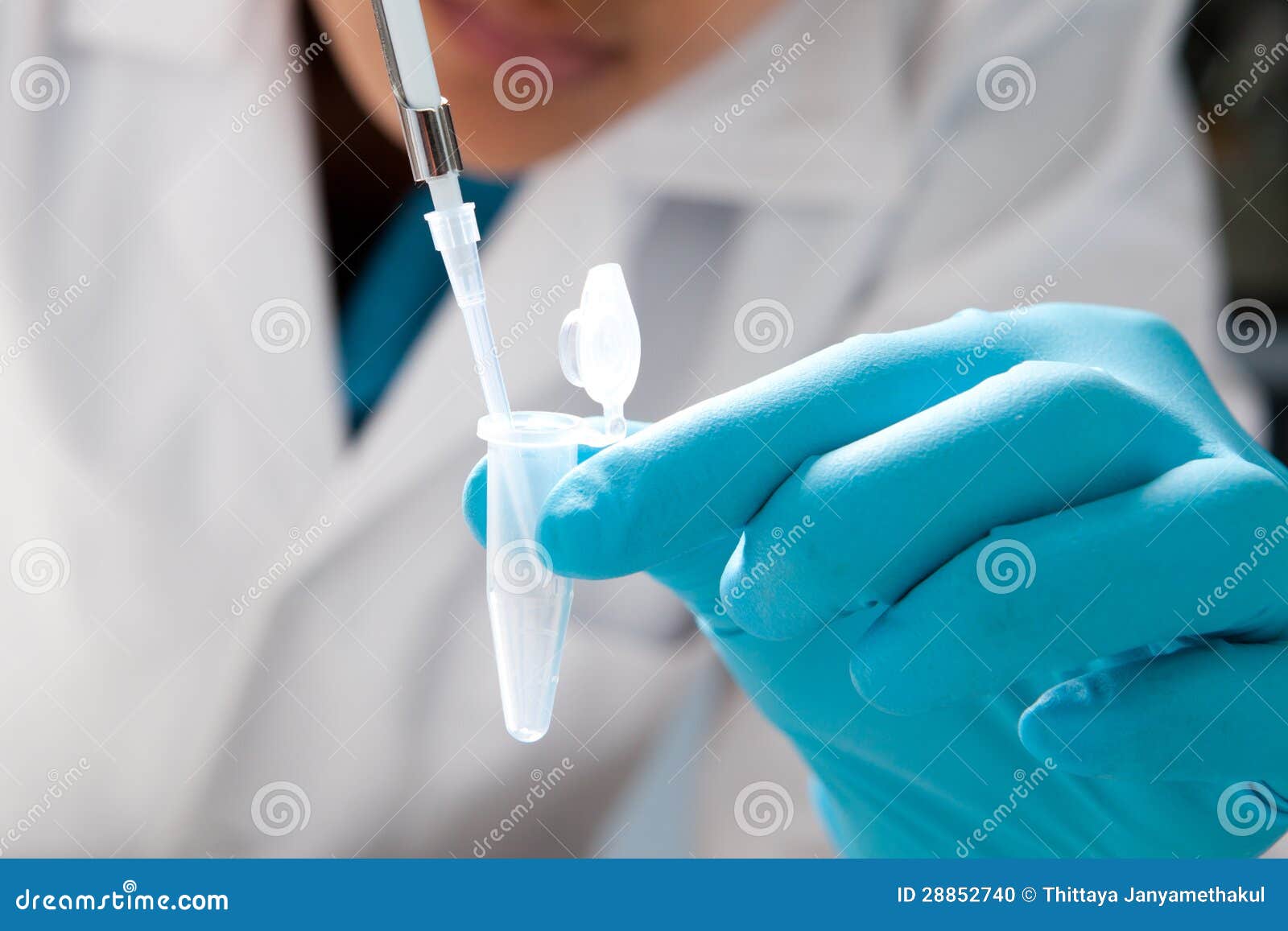 Laboratory micro pipette stock photo. Image of genetic - 28852740