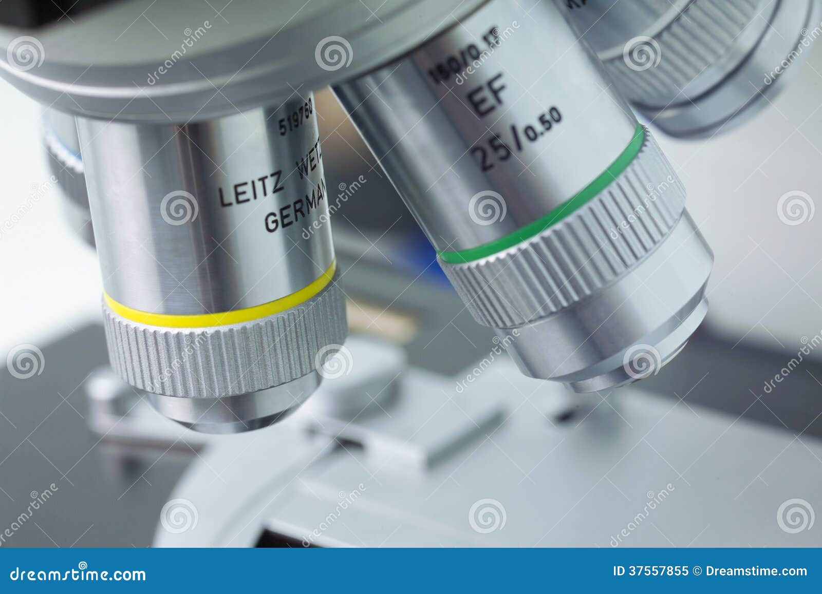Laboratory microscope lens stock image. Image of objective - 37557855