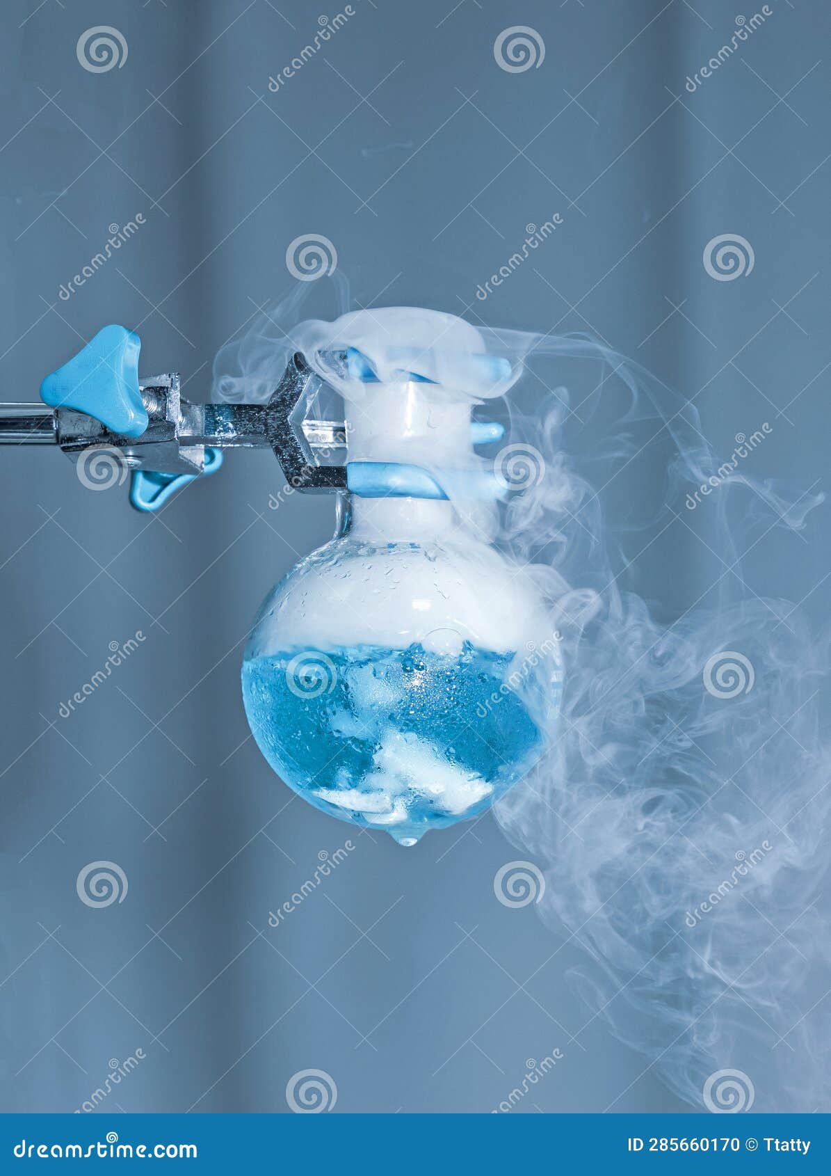 Laboratory potion smoking stock photo. Image of laboratory - 285660170