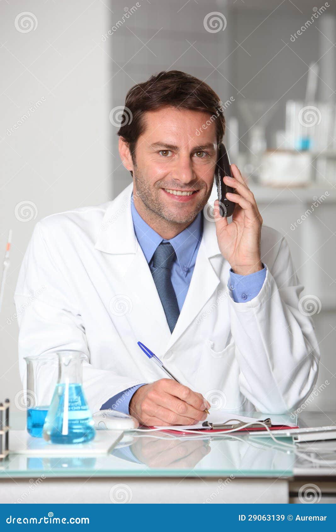 Laboratory technician stock image. Image of diagnostic - 29063139