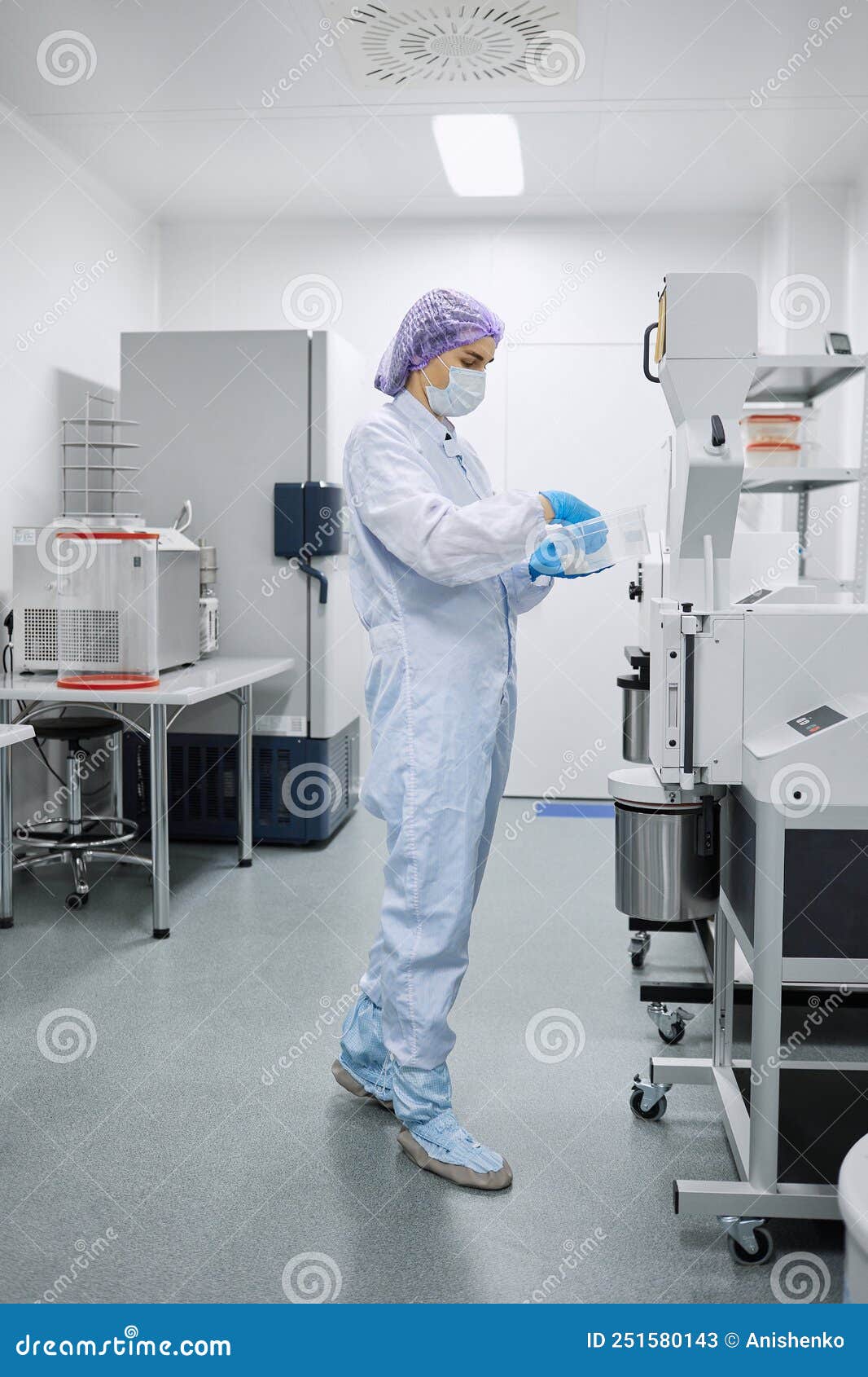 A Laboratory Worker Prepares Equipment for the Study Stock Image ...