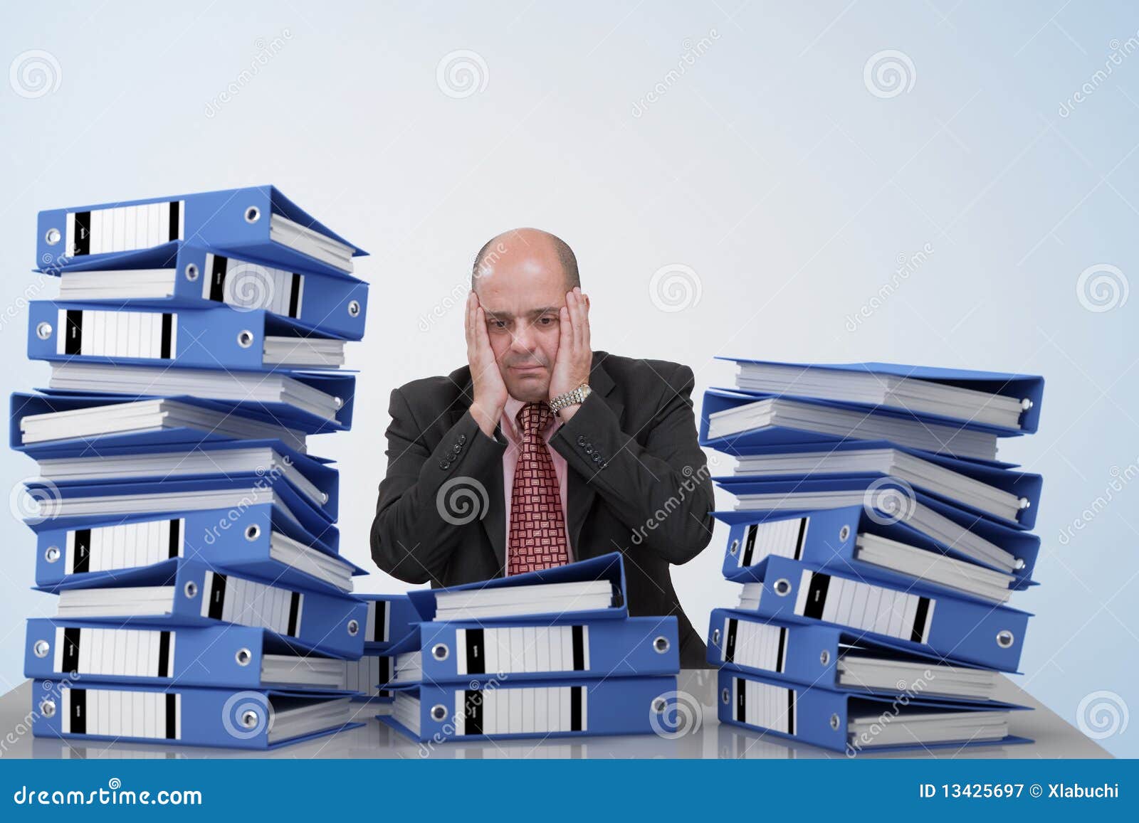 Laborioso immagine stock. Immagine di imprenditore, uomo - 13425697