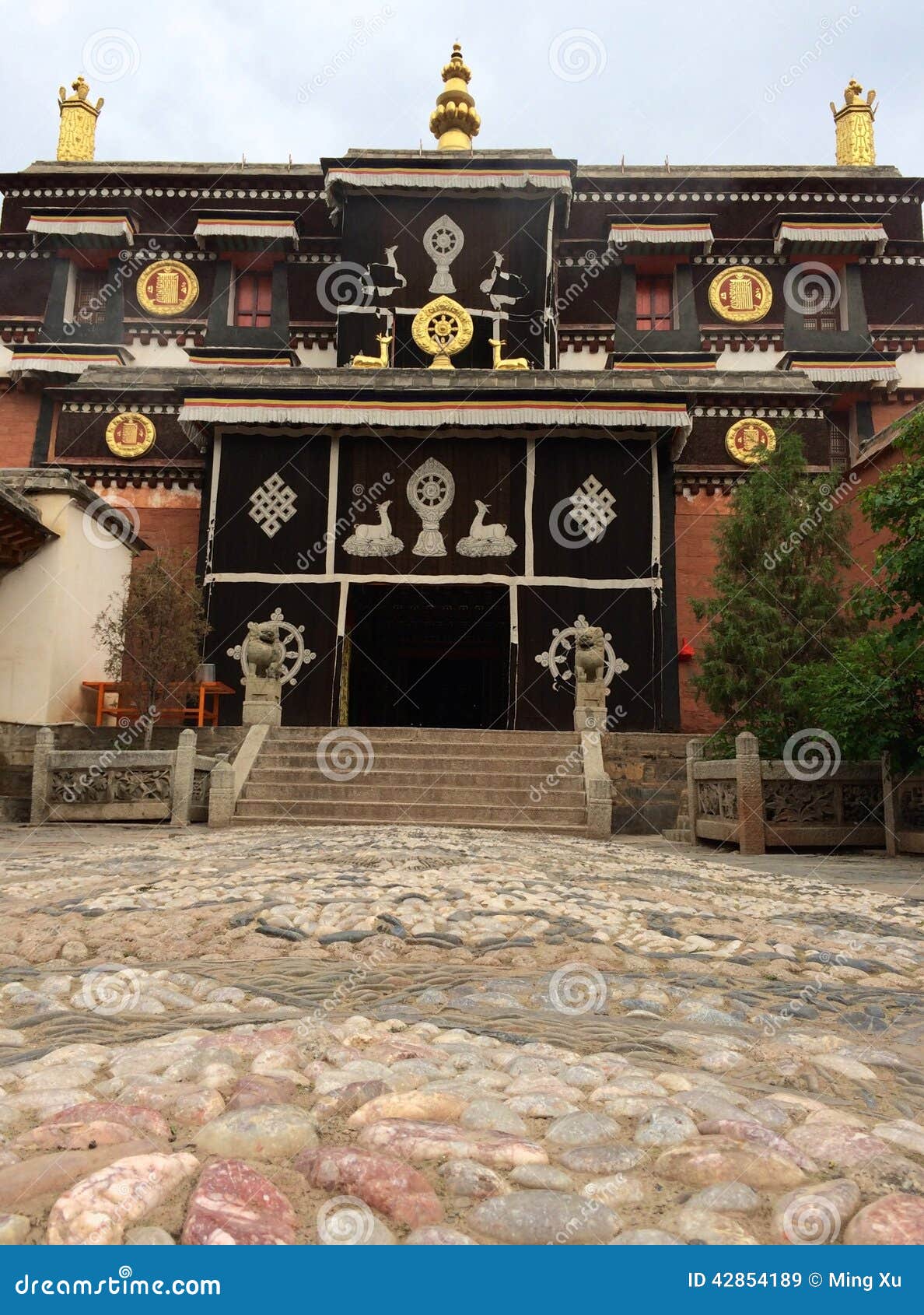 Labrang lamasery editorial stock image. Image of lamasery - 42854189