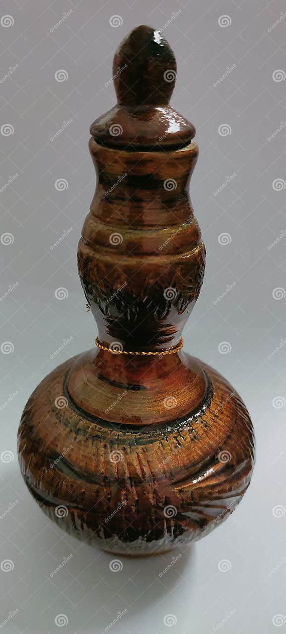 Labu sayong tradicional imagem de stock. Imagem de elegante - 186708331