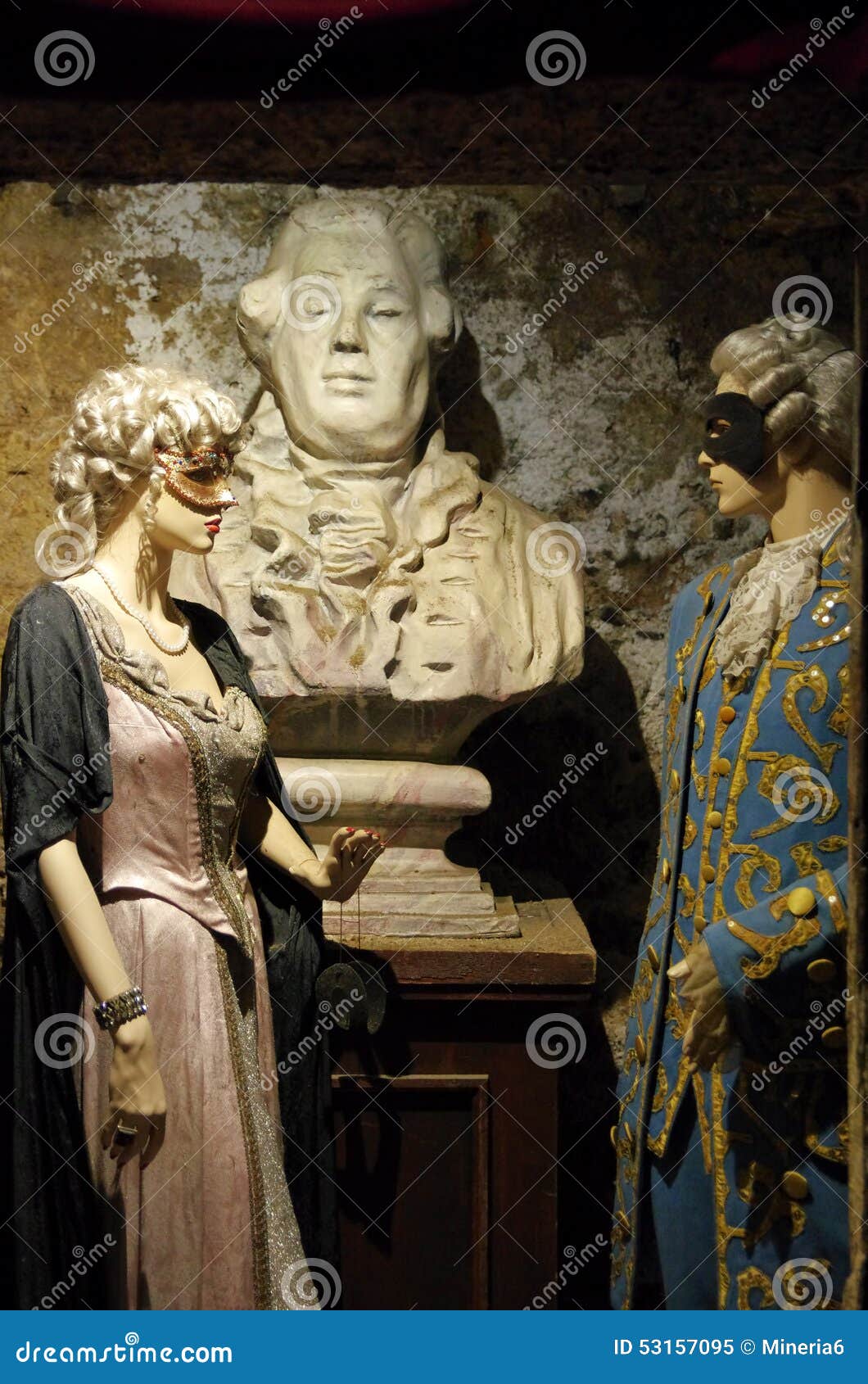 Labyrinth of Buda Castle, Budapest Editorial Image - Image of circle ...