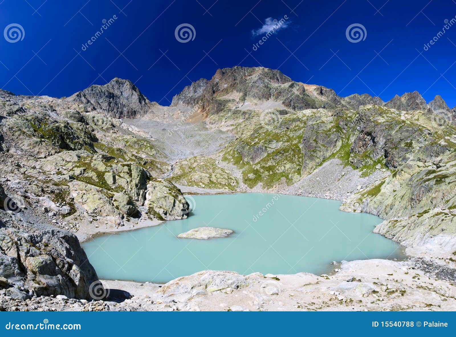 Lac Blanc of Chamonix stock photo. Image of chamonix - 15540788