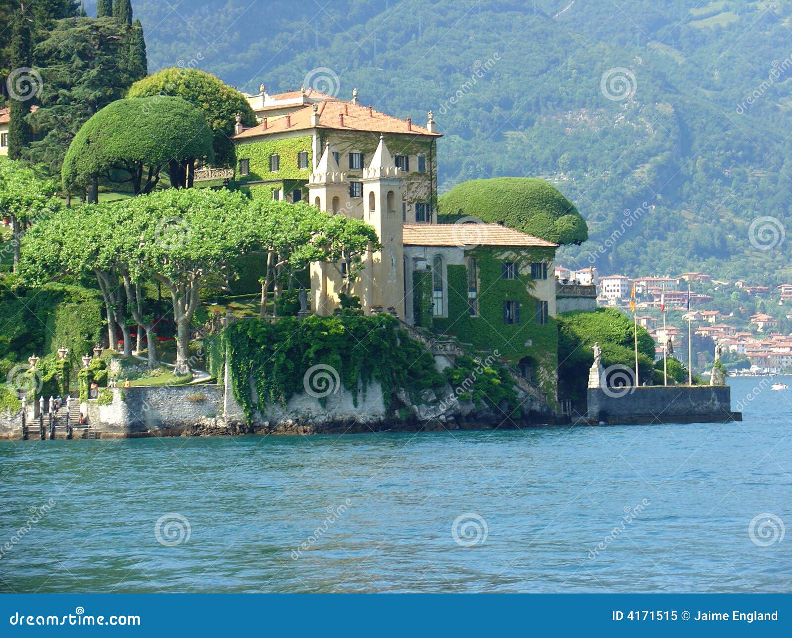 Lac Como, Italie image stock. Image du côme, château, maison - 4171515