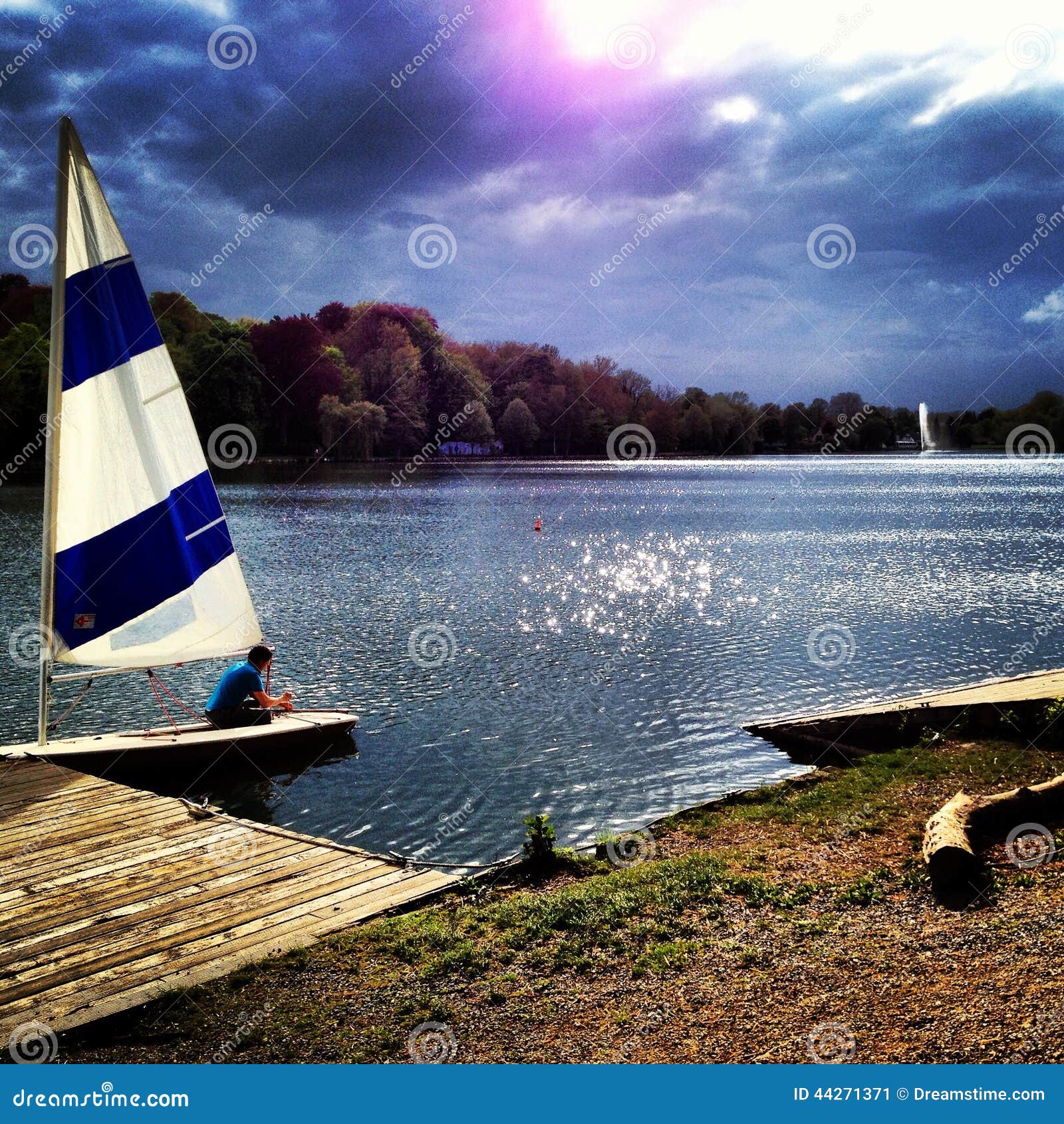 Lac du Genval stock image. Image of genval, peaceful - 44271371