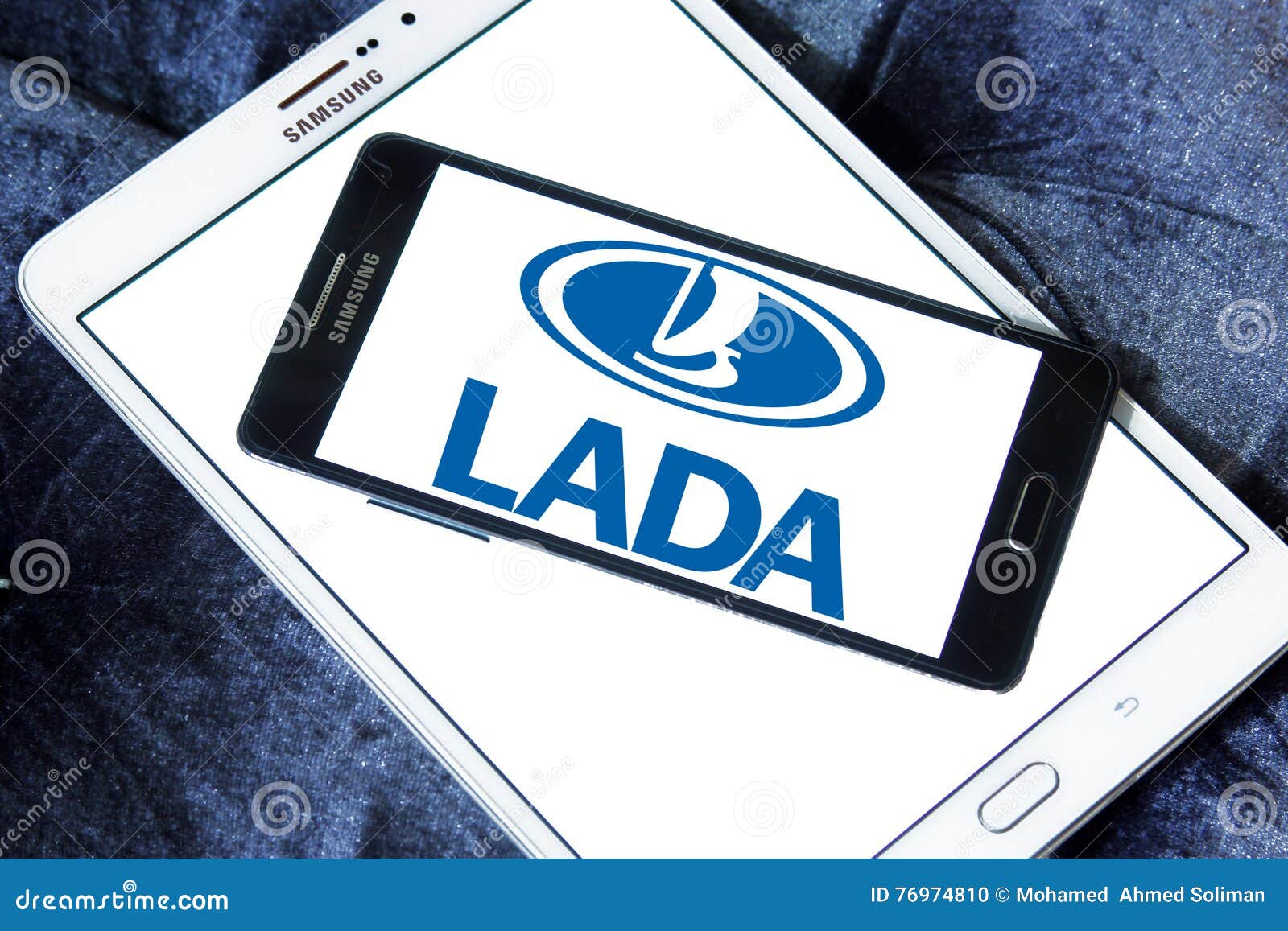 Lada car logo editorial image. Image of cellphone, signs - 76974810