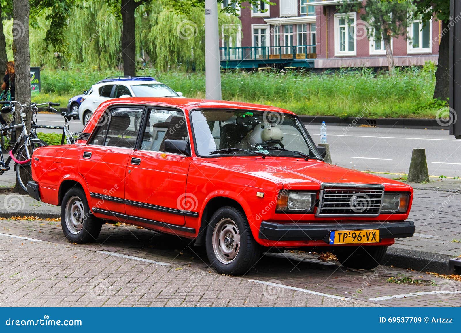 Lada Riva imagem de stock editorial. Imagem de motor - 69537709
