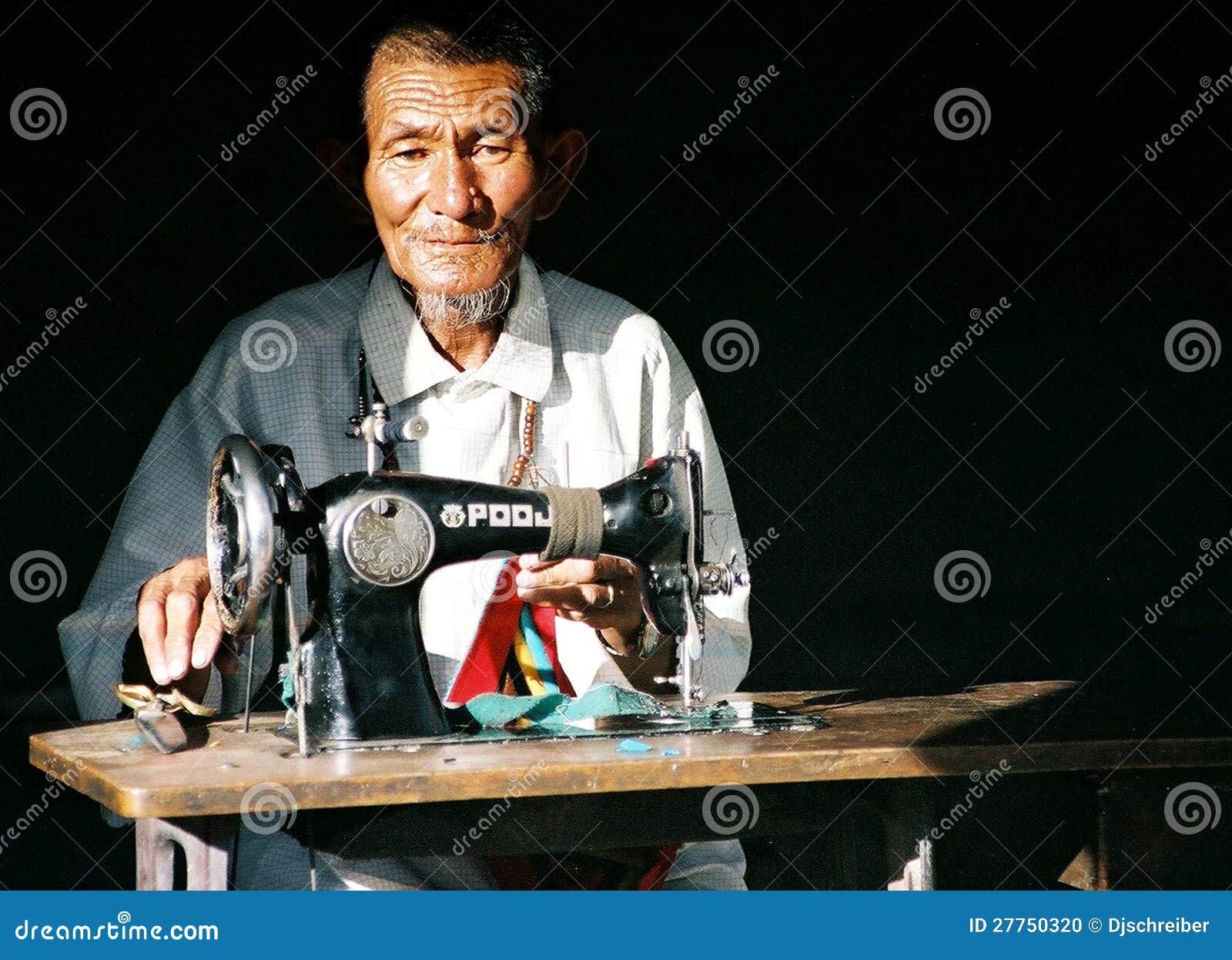 Ladakhi Seamster redactionele afbeelding. Image of boedha - 27750320