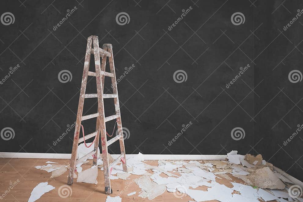 Ladder in Empty Room , Flat Renovation Concept Stock Photo - Image of ...