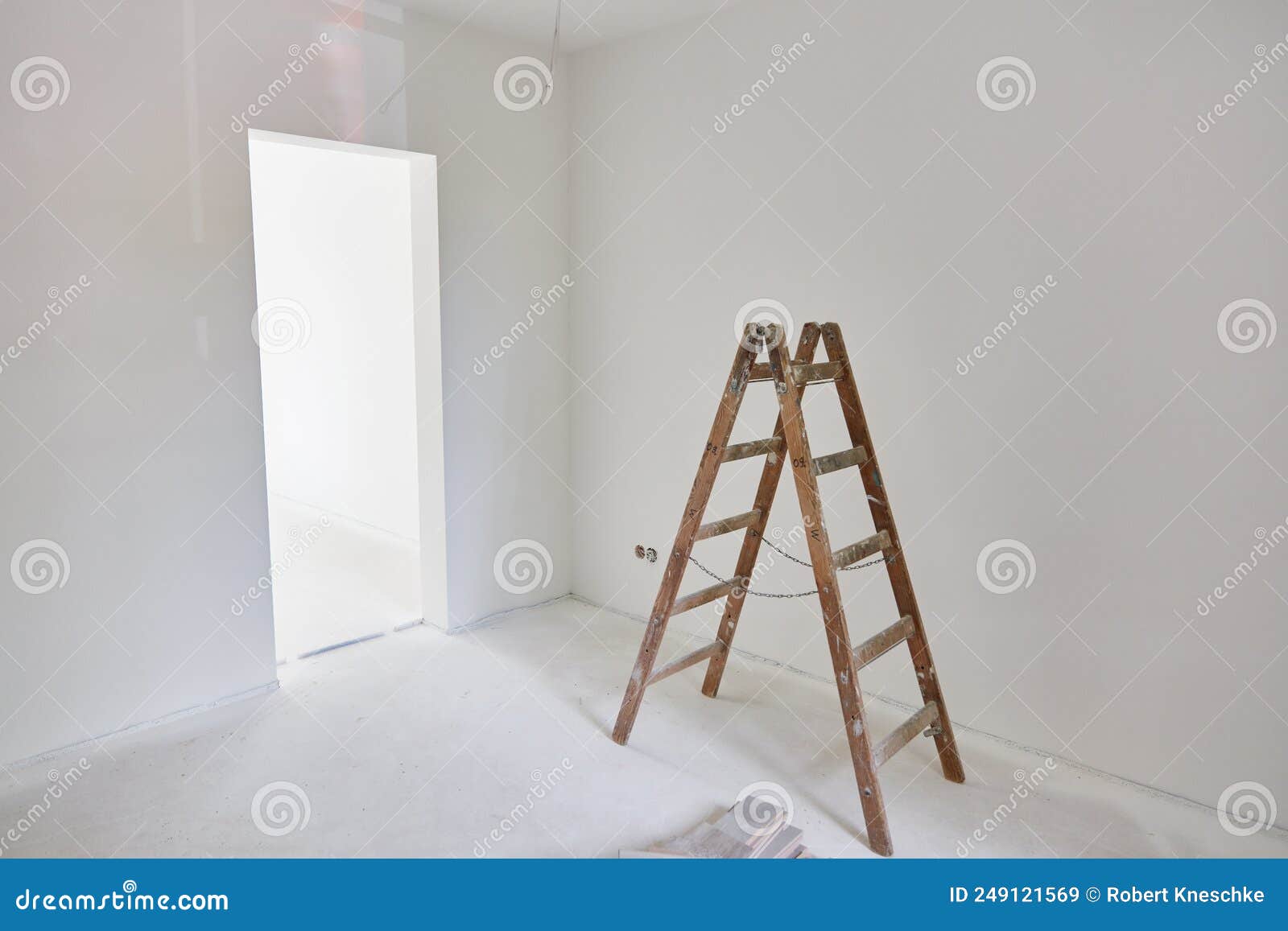 Ladder in Empty Room after Painting at Renovation Stock Image - Image ...