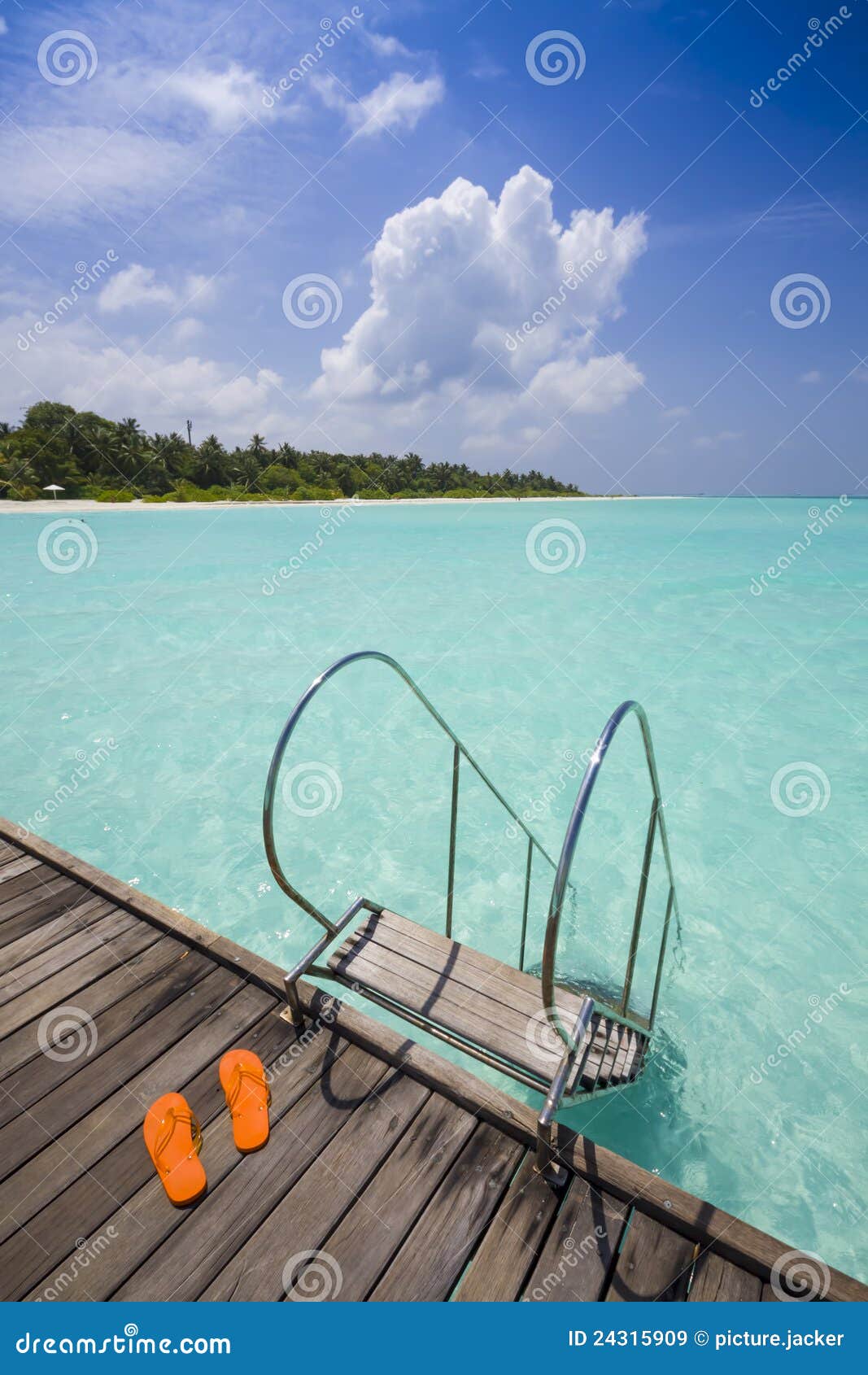 Ladder at the jetty stock image. Image of tourism, peaceful - 24315909