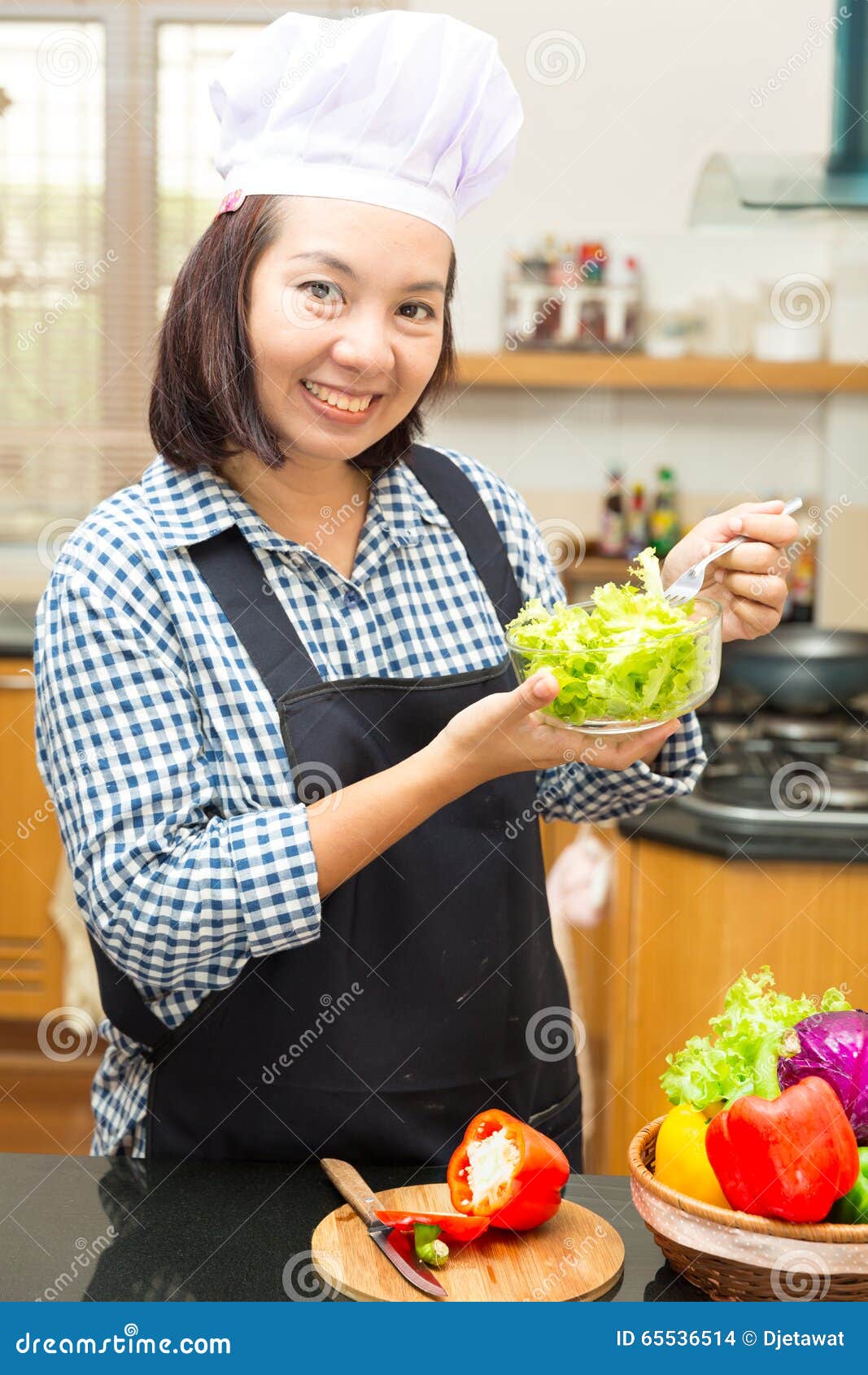Lady Chef Preparing Ingredient To Make Salad Stock Photo - Image of ...