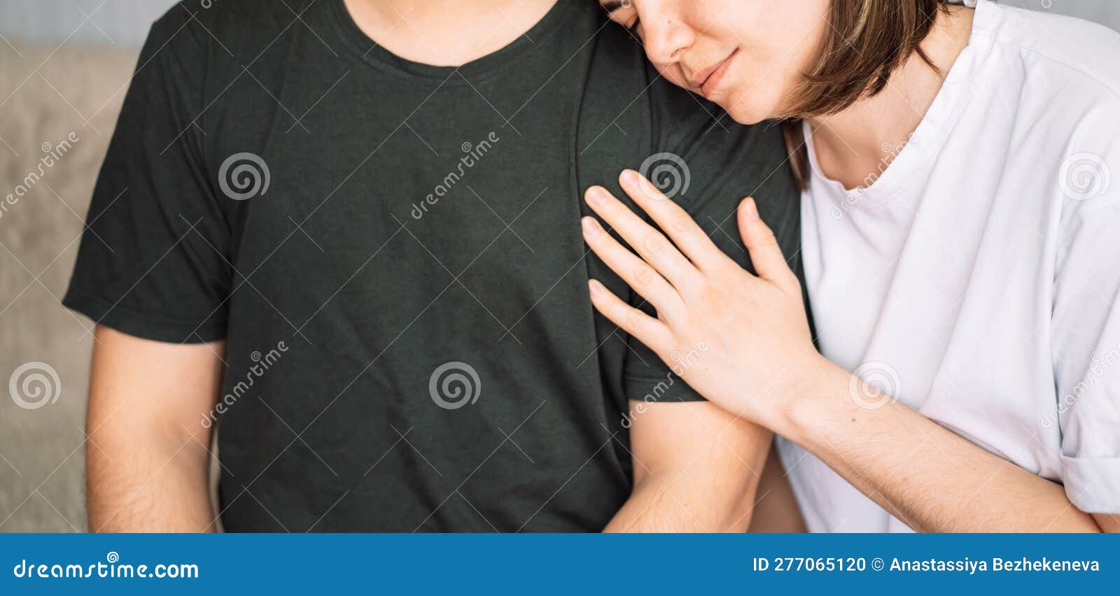 The Lady Lay on the Man& X27;s Shoulder for Comfort Stock Photo - Image ...