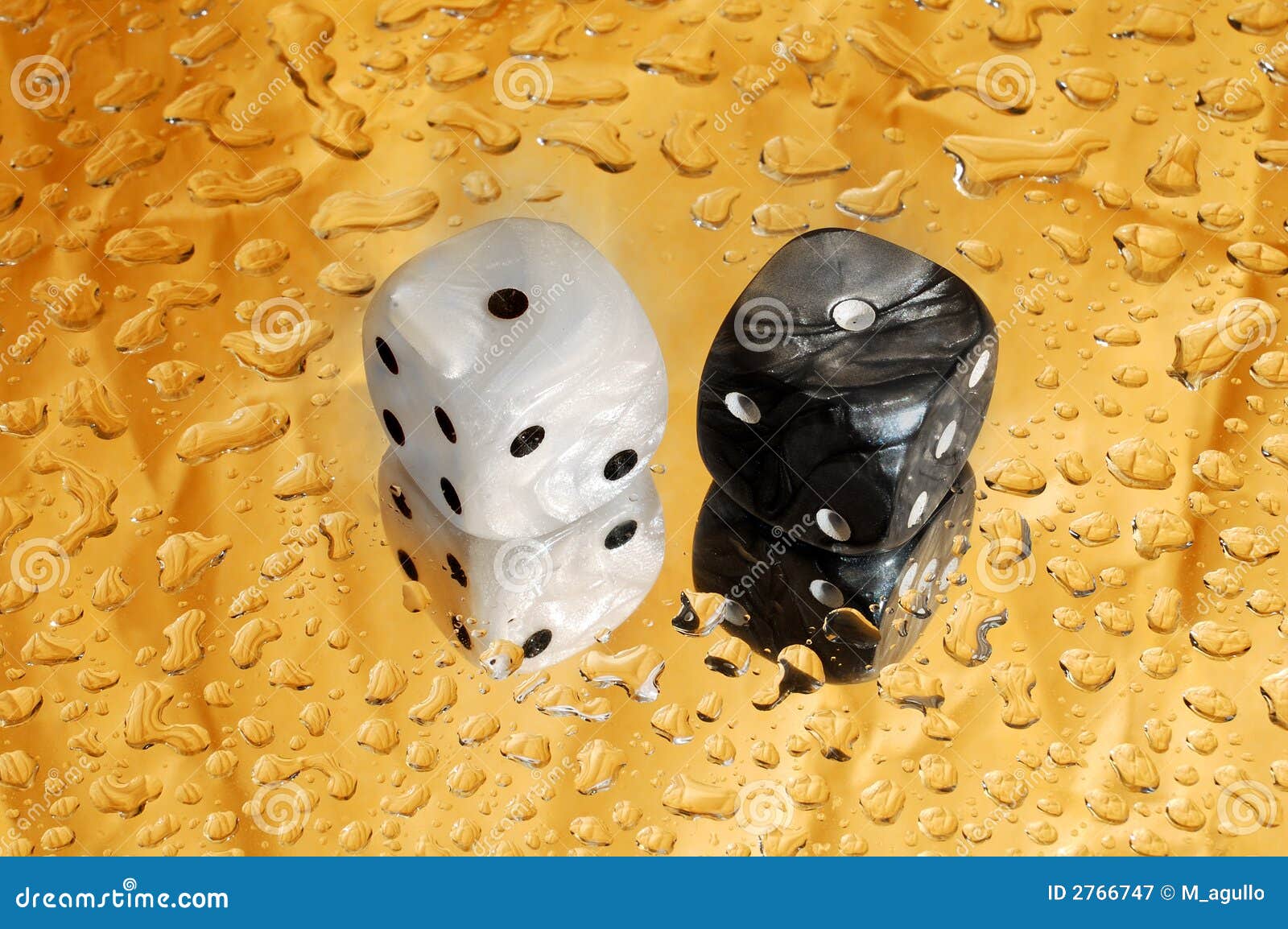 Deuce Dice Stock Photos - Free & Royalty-Free Stock Photos from Dreamstime