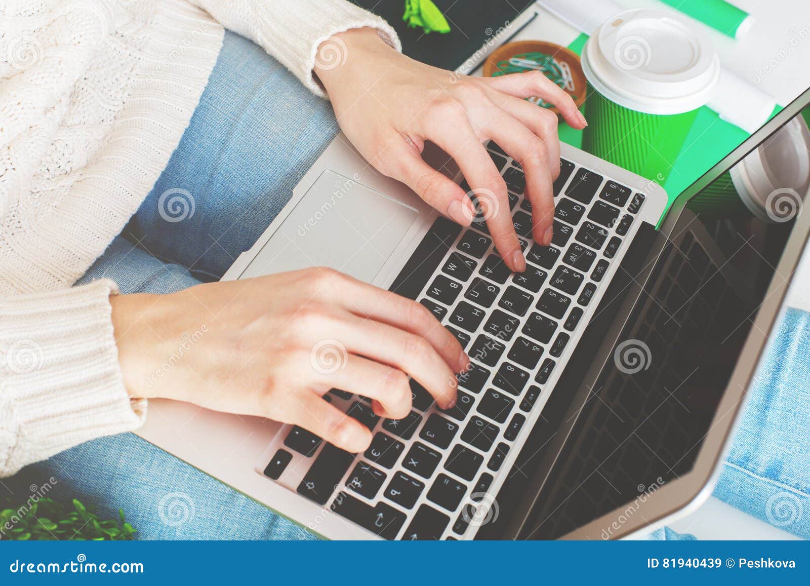 Lady using laptop stock image. Image of coffee, green - 81940439