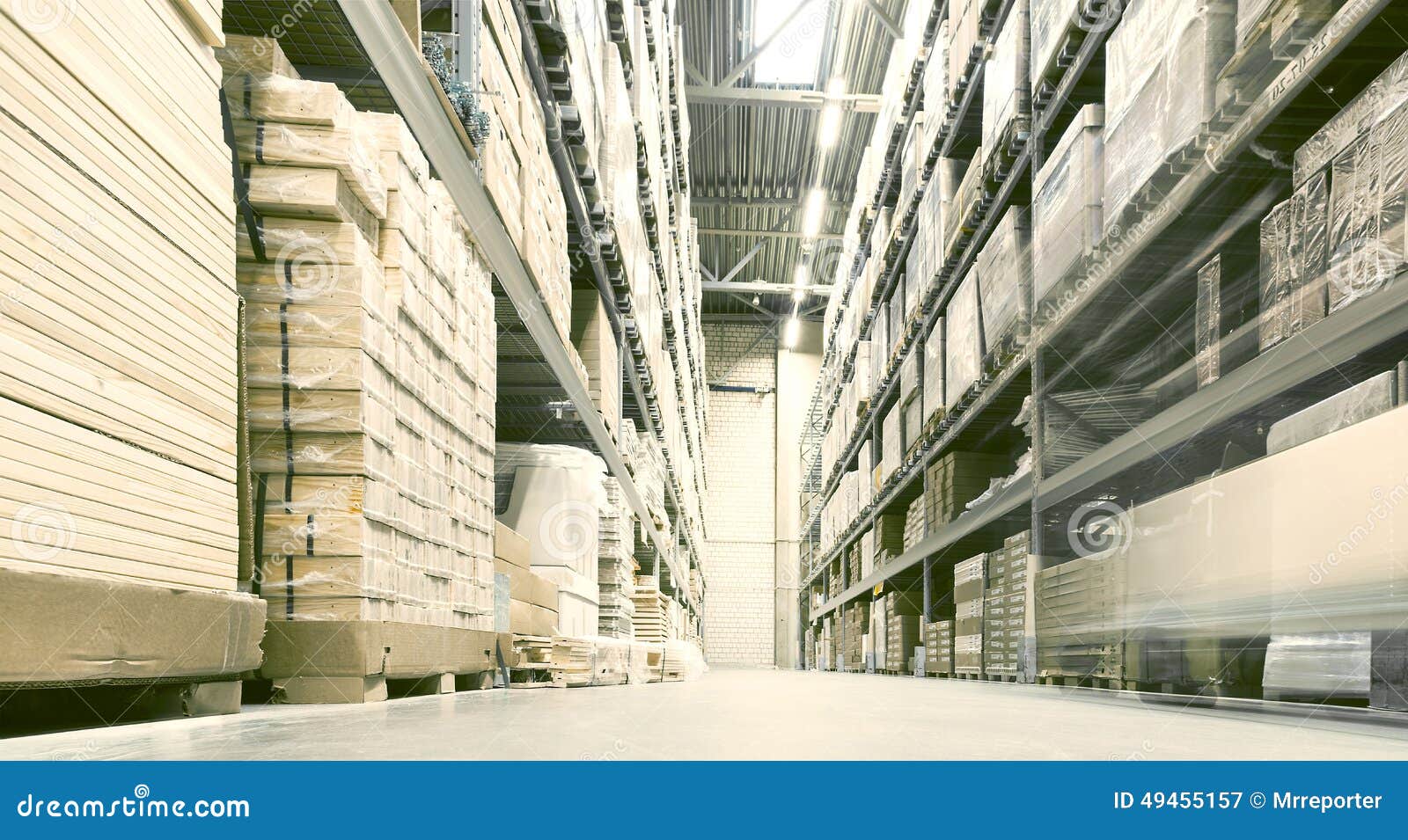 Lagerhaus stockbild. Bild von geschäft, speicherung, herstellung - 49455157