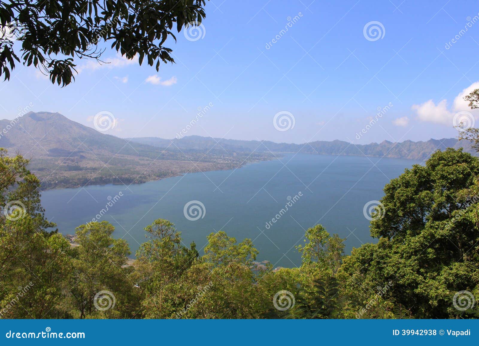 Lago Batur - Bali, Indonesia Fotografia Stock - Immagine di corsa, bali ...