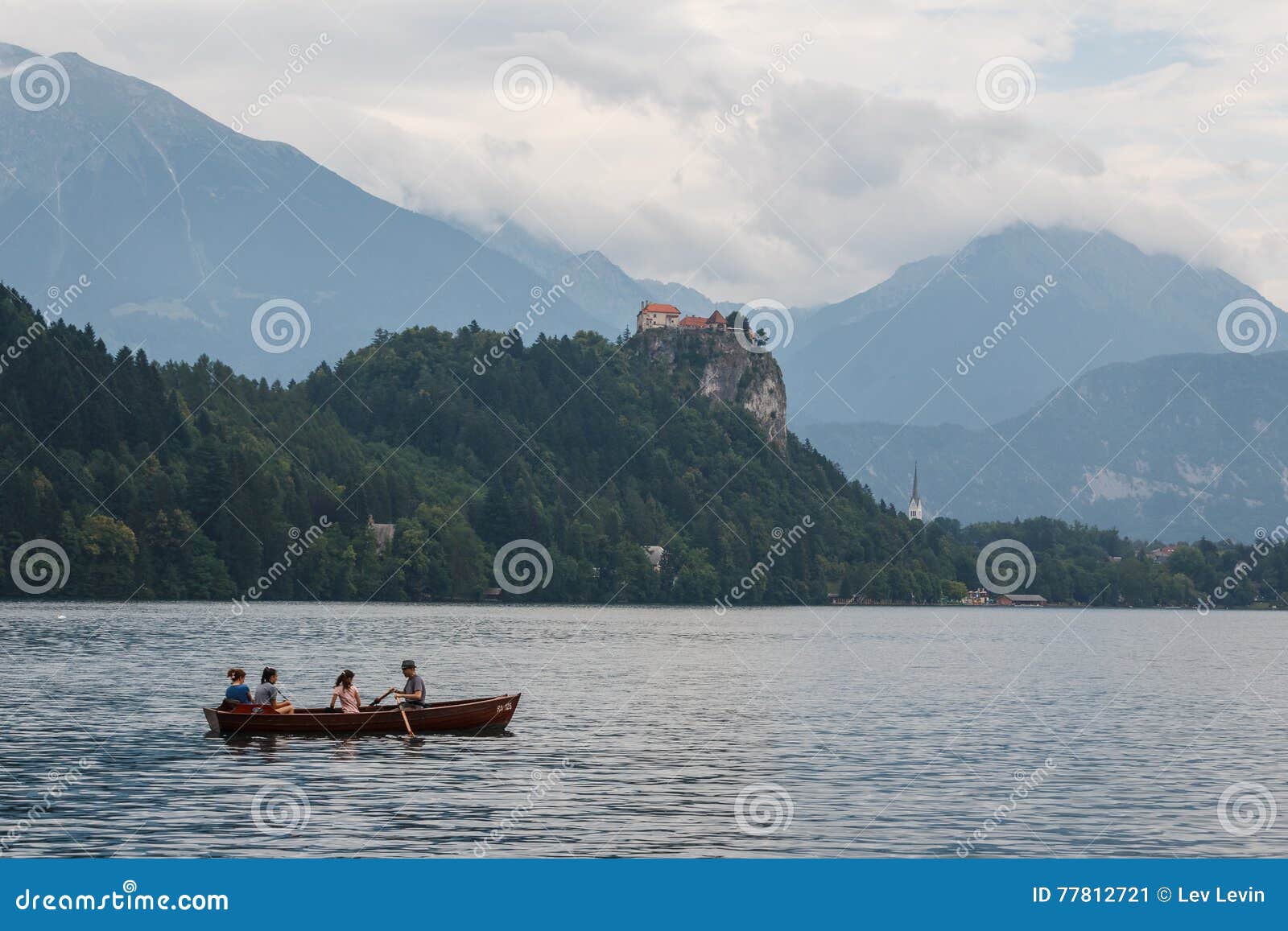 Lago blade fotografia editoriale. Immagine di cristiano - 77812721